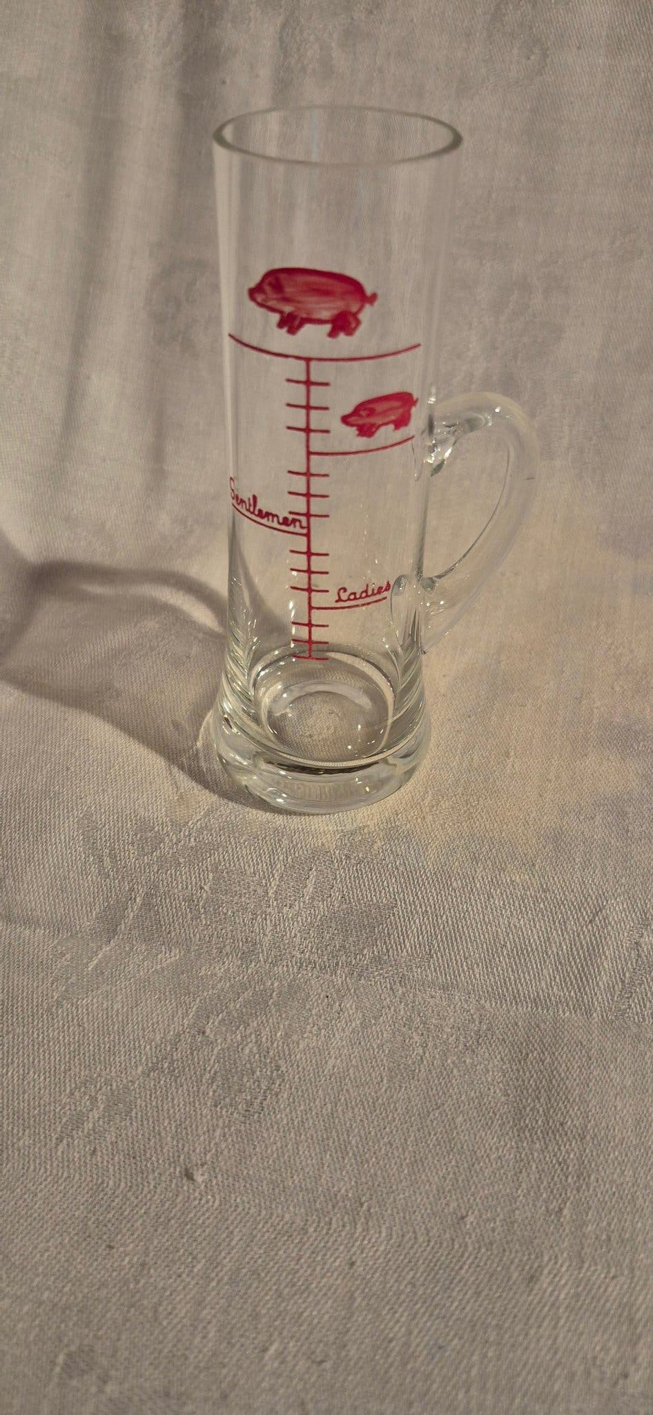 Se produkter som liknar Roliga snapsglas på Tradera (696674473)