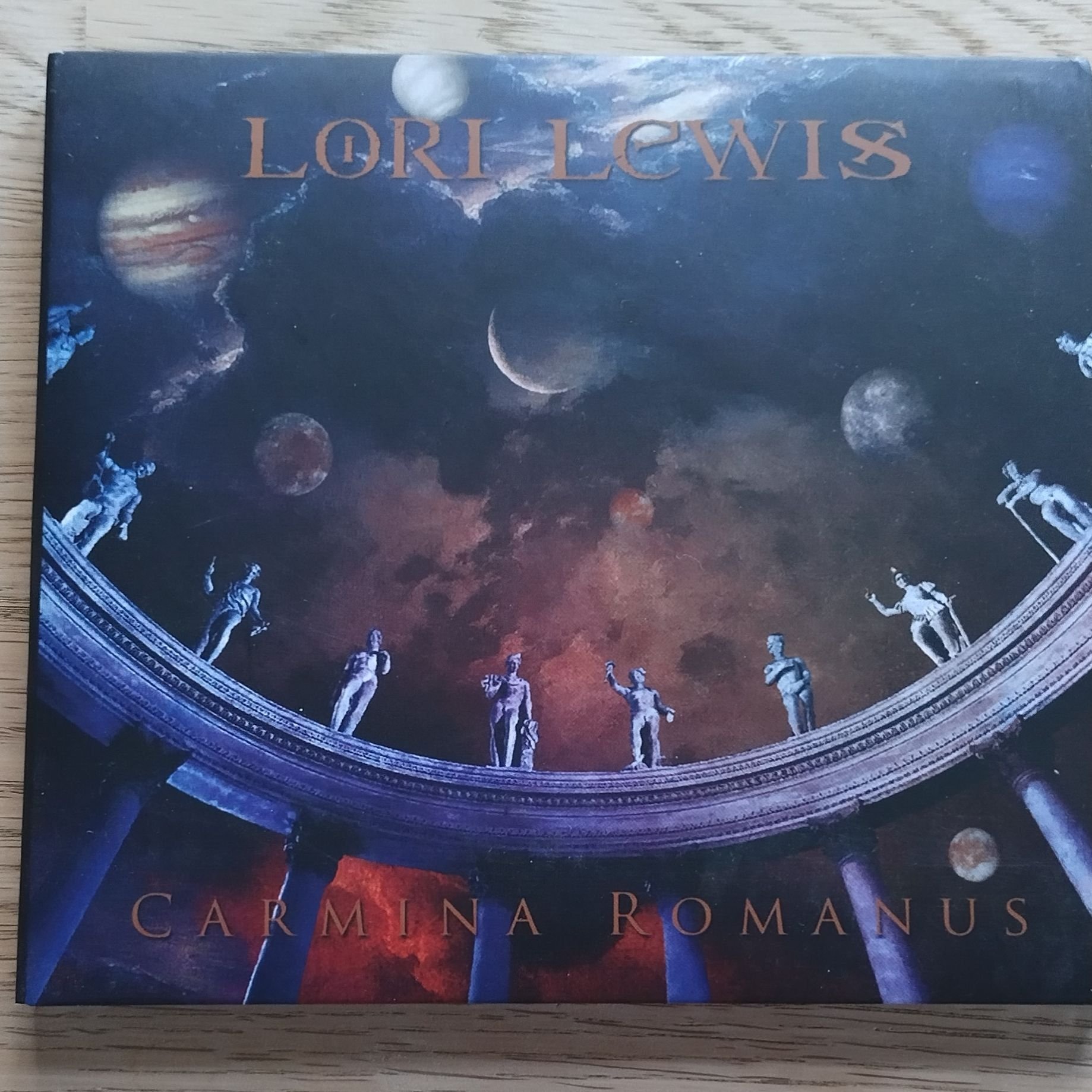 Se produkter som liknar Lori Lewis - Carmina Romanus .. på Tradera ...