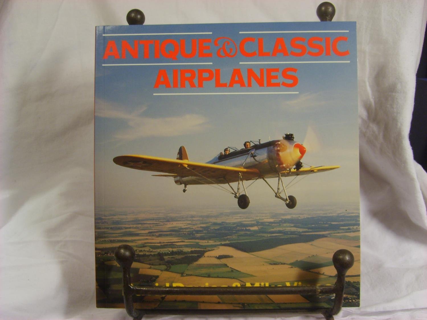 Antique & Classic Airplanes by David Davies & M.. | Köp på Tradera ...