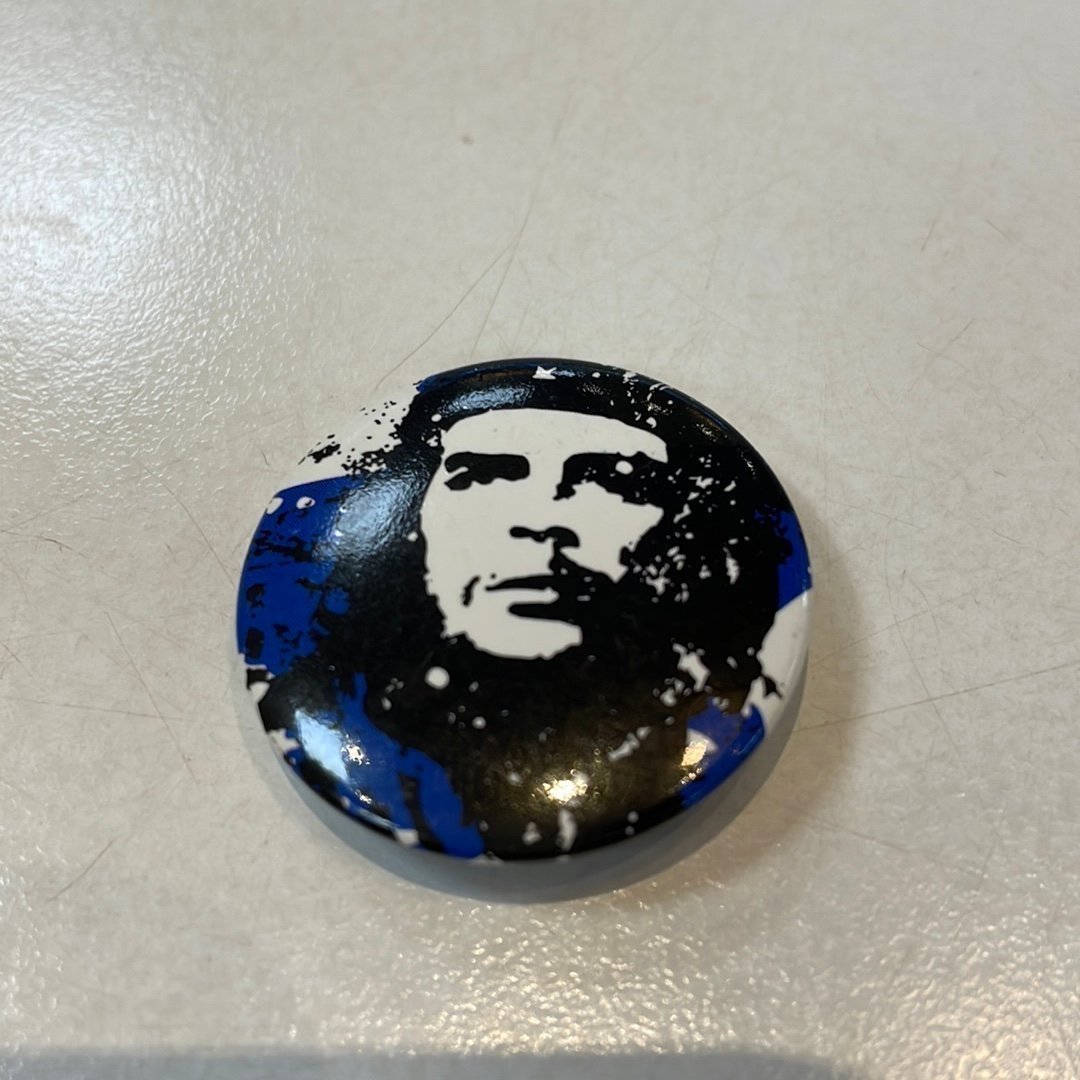 Che Guevara - Knapp/ Socialism/ Vänster | Köp på Tradera (693753575)