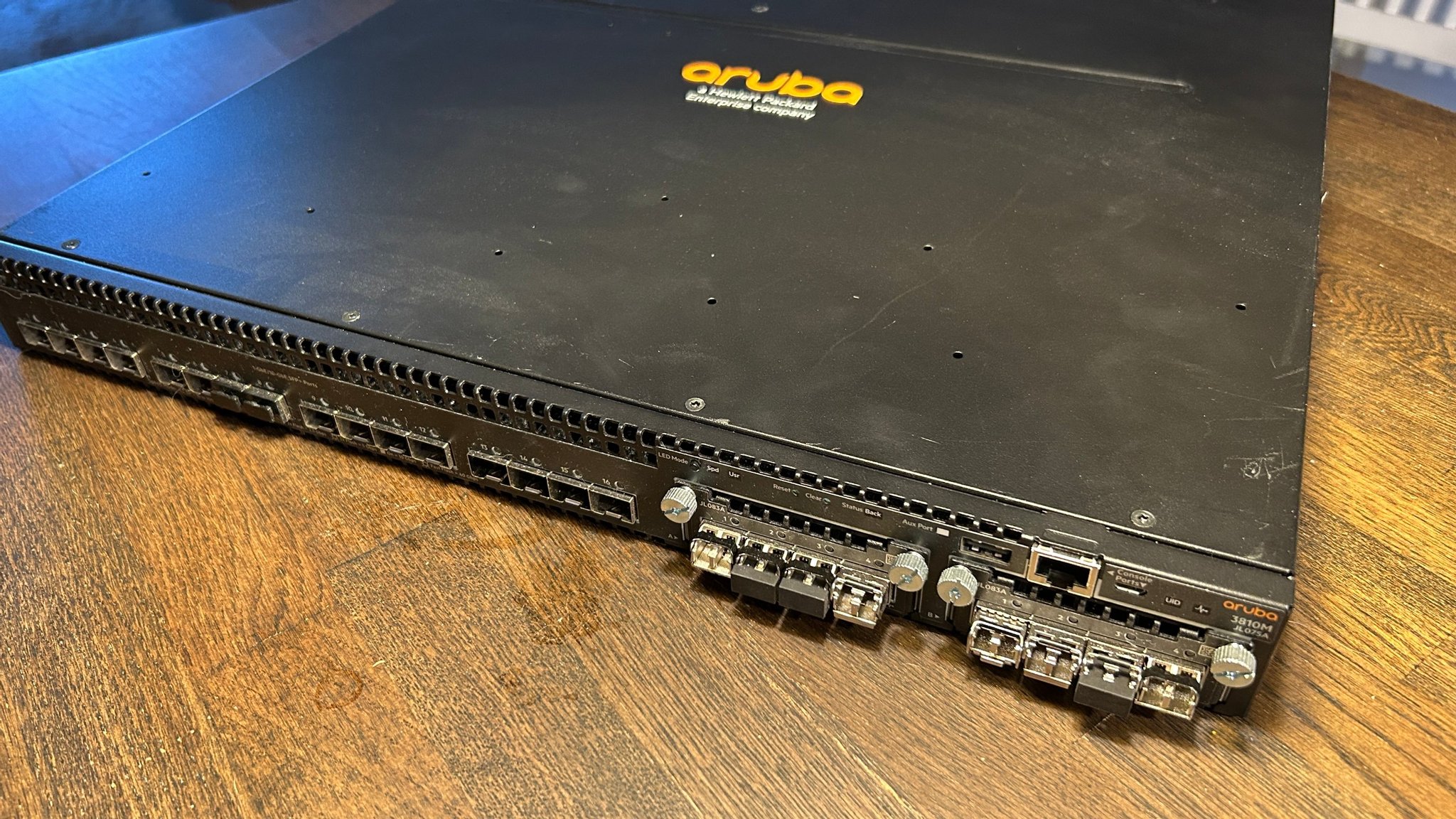 Aruba 3810M JL075A Switch | Köp på Tradera (698384309)