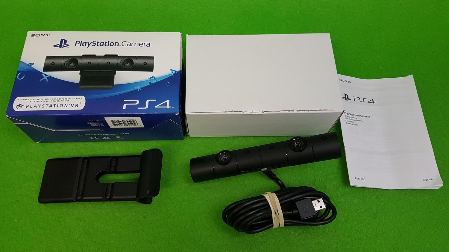 Playstation Camera V2 KOMPLETT I BOX PS4.. (407697573) ᐈ SpelHem på Tradera