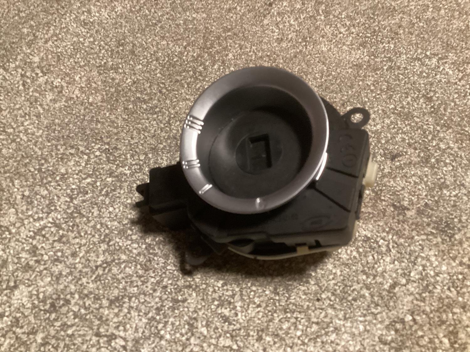 Tändningslås rattlås 31300585 Vo.. | Köp från Carnordic på Tradera ...