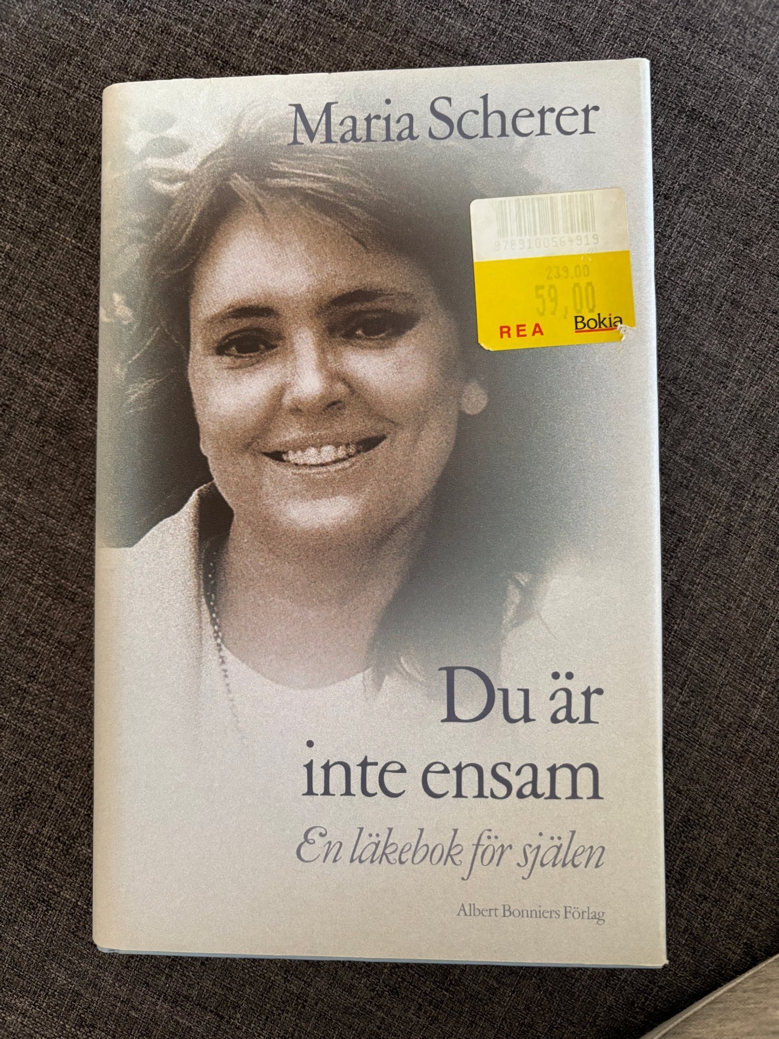 Du är inte ensam : En läkebok för själen av Mar.. | Köp på Tradera ...
