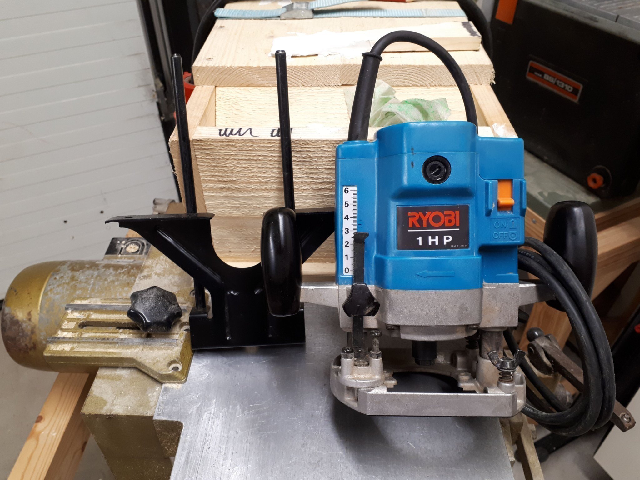 Överhandsfräs RYOBI R-150 (450989397) ᐈ Köp på Tradera