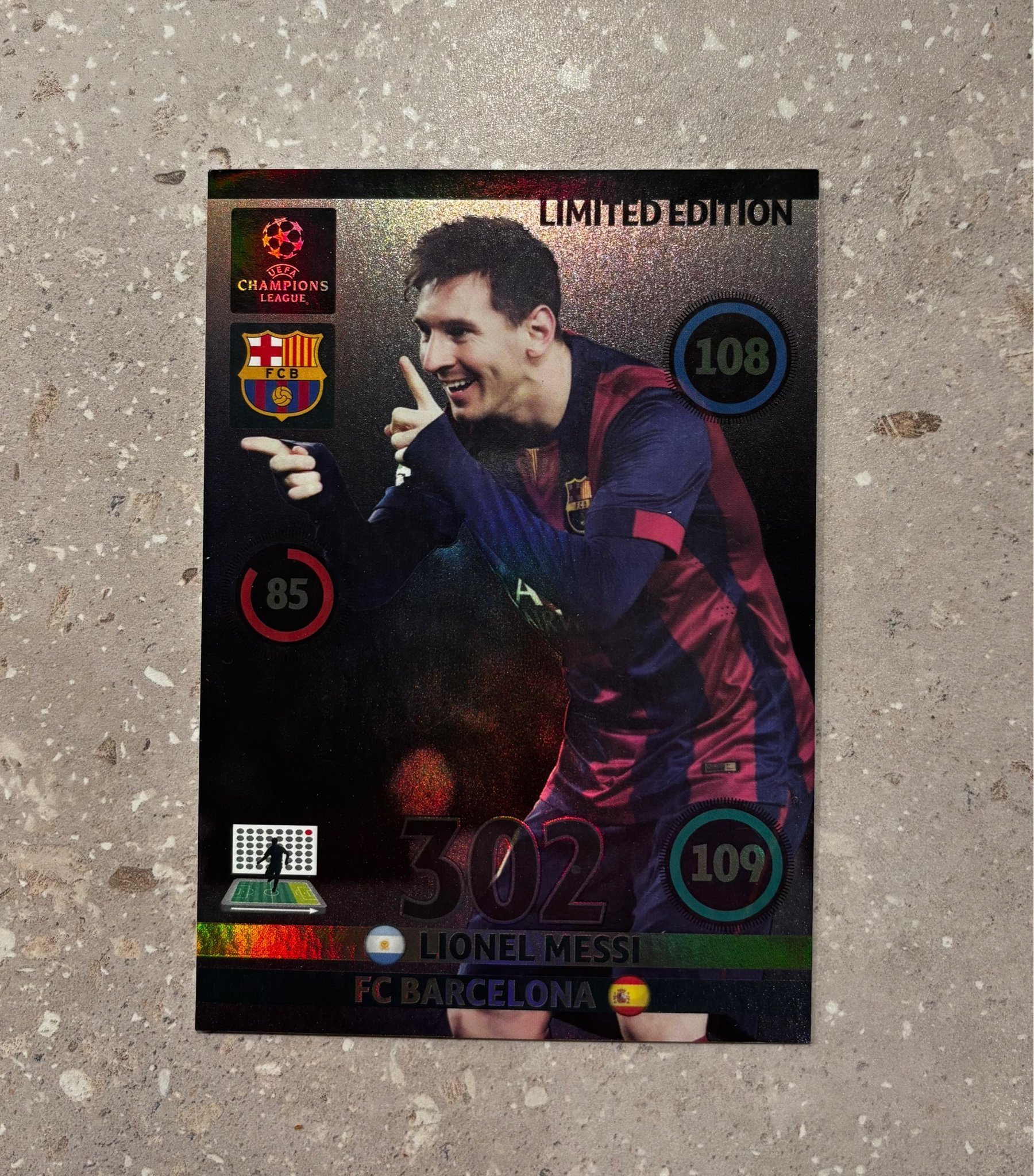 Se produkter som liknar Lionel Messi Limited Edition .. på Tradera ...
