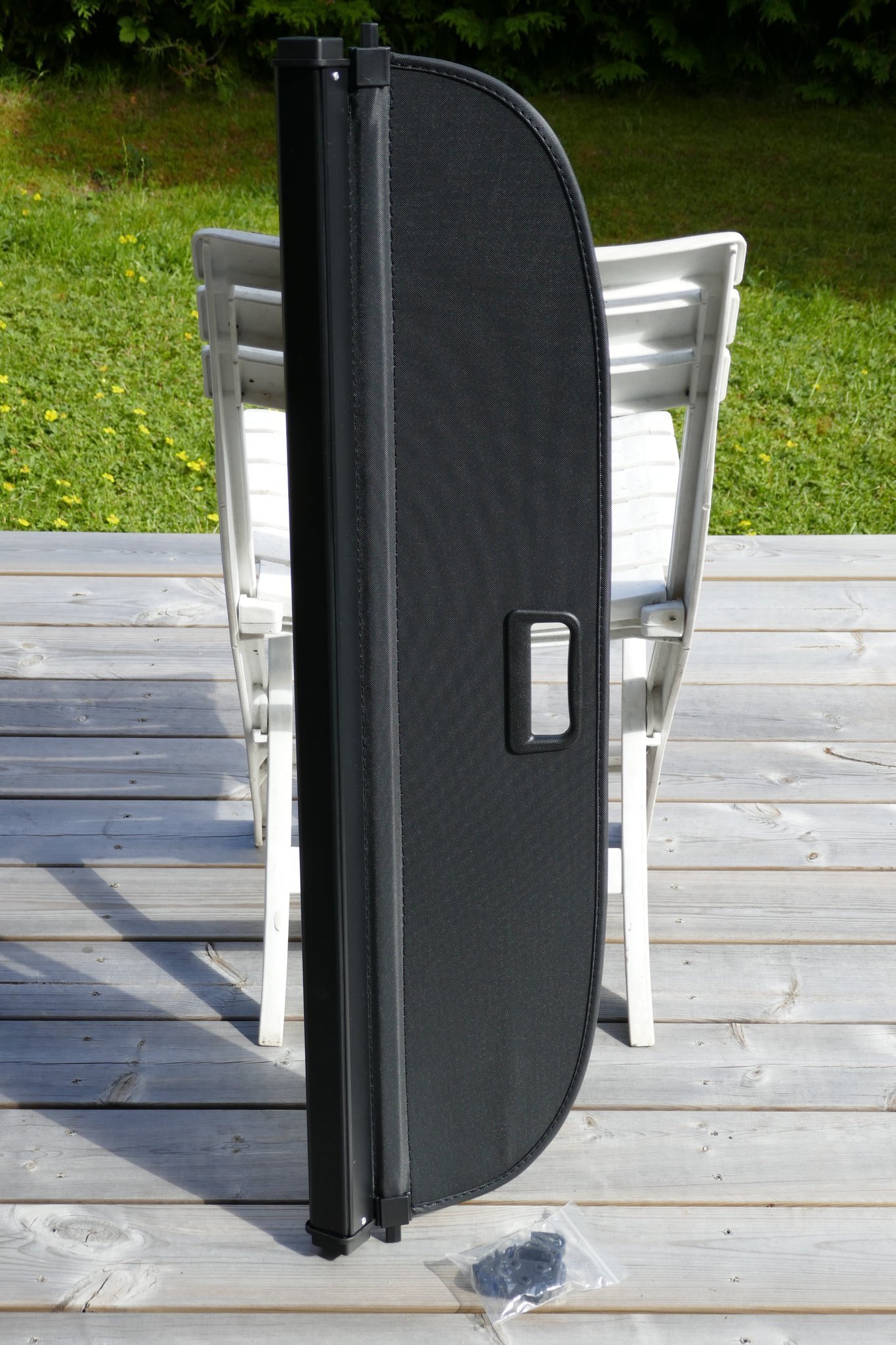 Se produkter som liknar Insynsskydd bagage utdragbart.. på Tradera ...