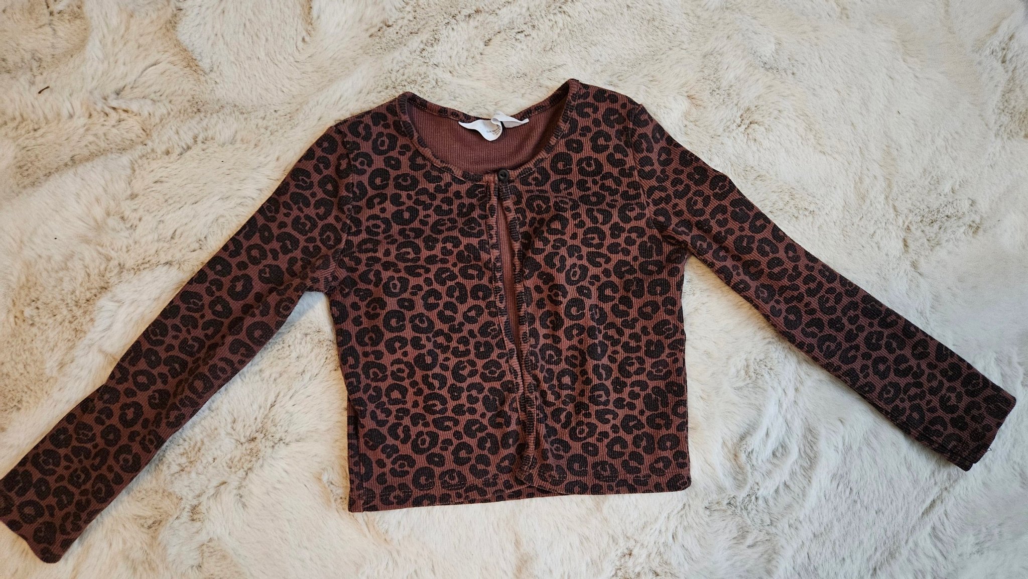 H&M brun leoprint kofta, storlek 110/116 | Köp på Tradera (734709427)