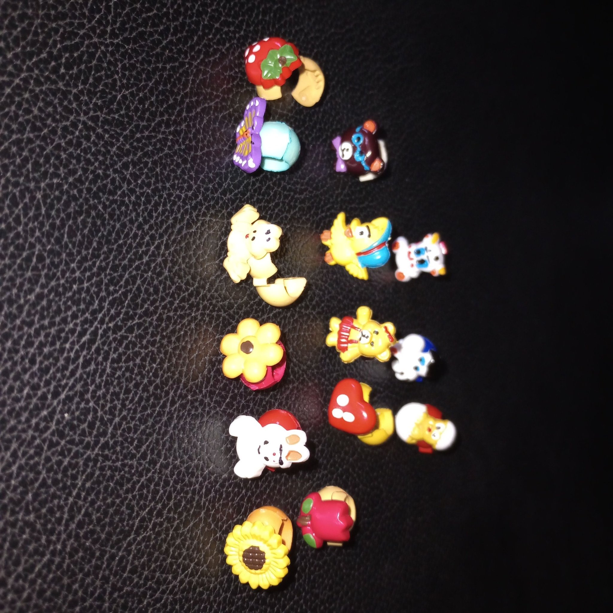 set med nya hårklämmor med små figurer ( bamse ) | Köp på Tradera ...