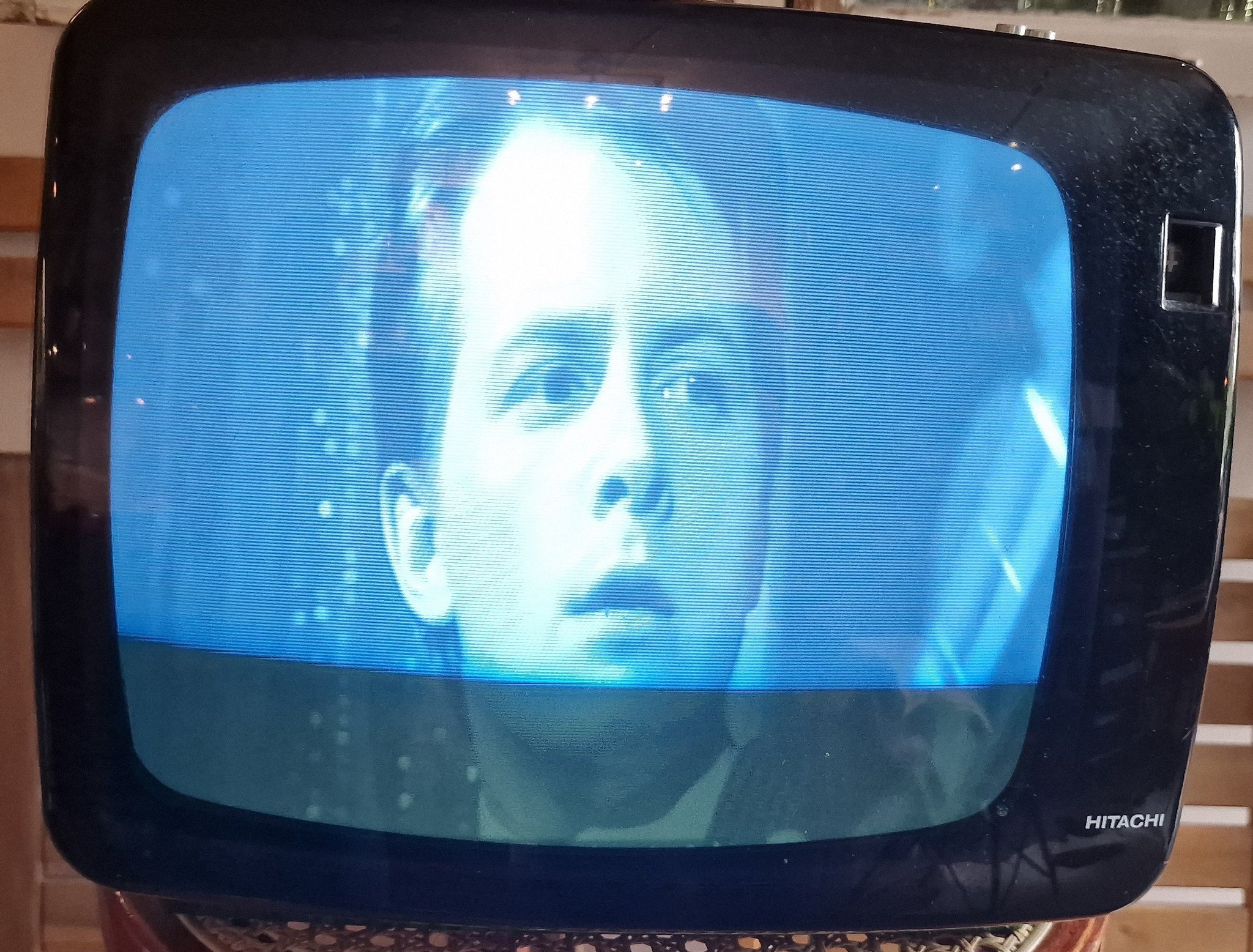 Se produkter som liknar Retro TV - Hitachi Solid Stat.. på Tradera ...