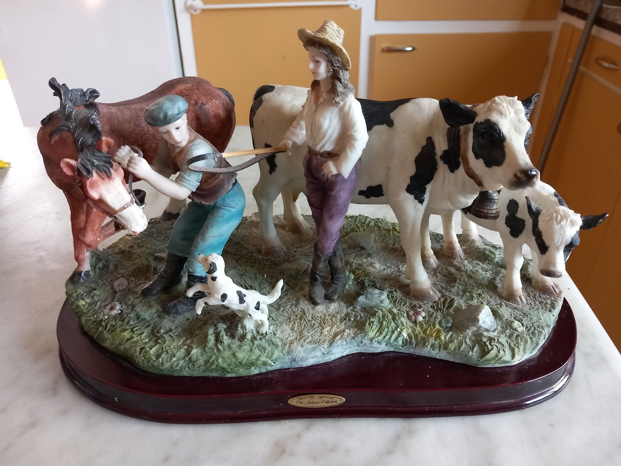 Se produkter som liknar Large Juliana Collection Figu.. på Tradera ...