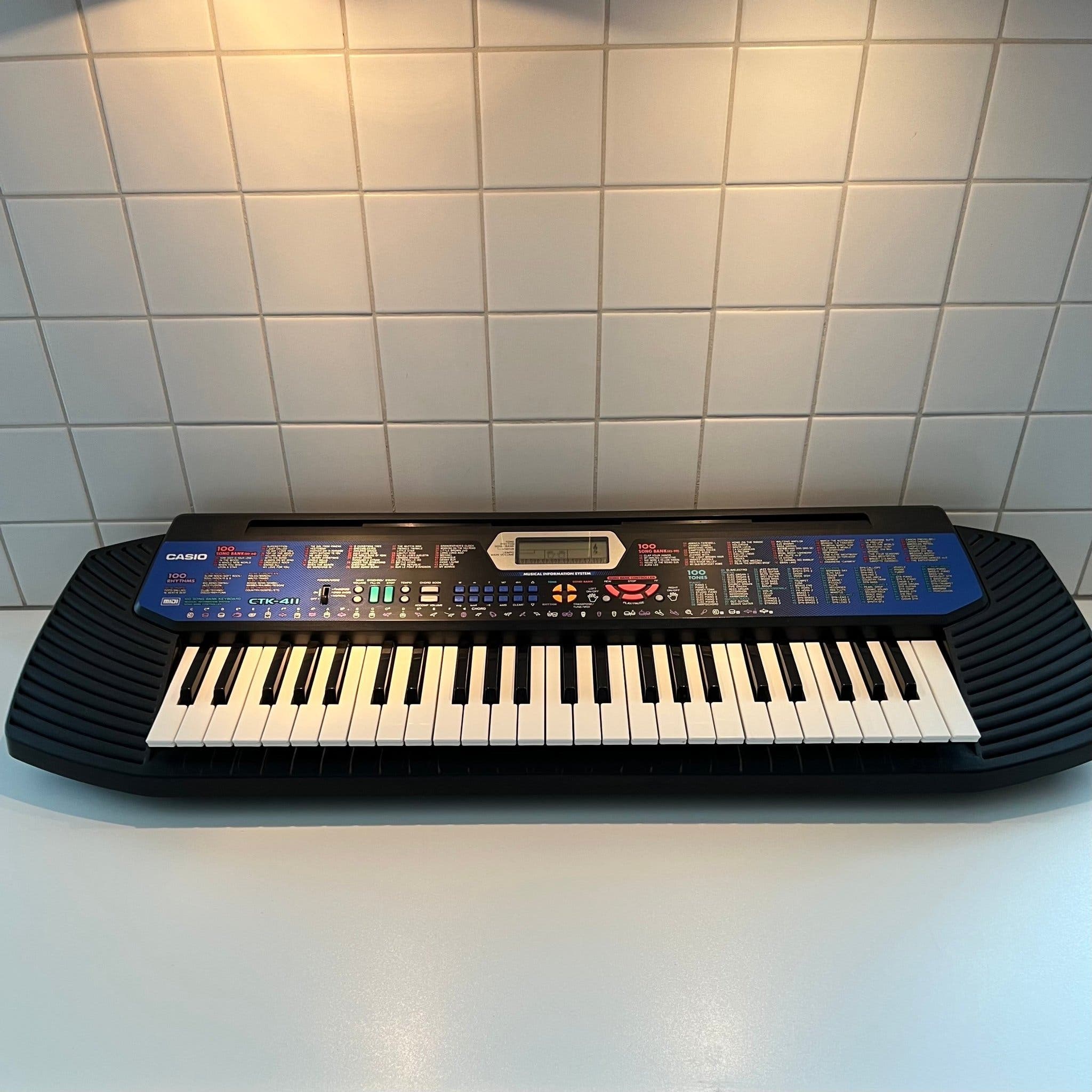 Casio CTK-411 Keyboard | Köp på Tradera (713615230)