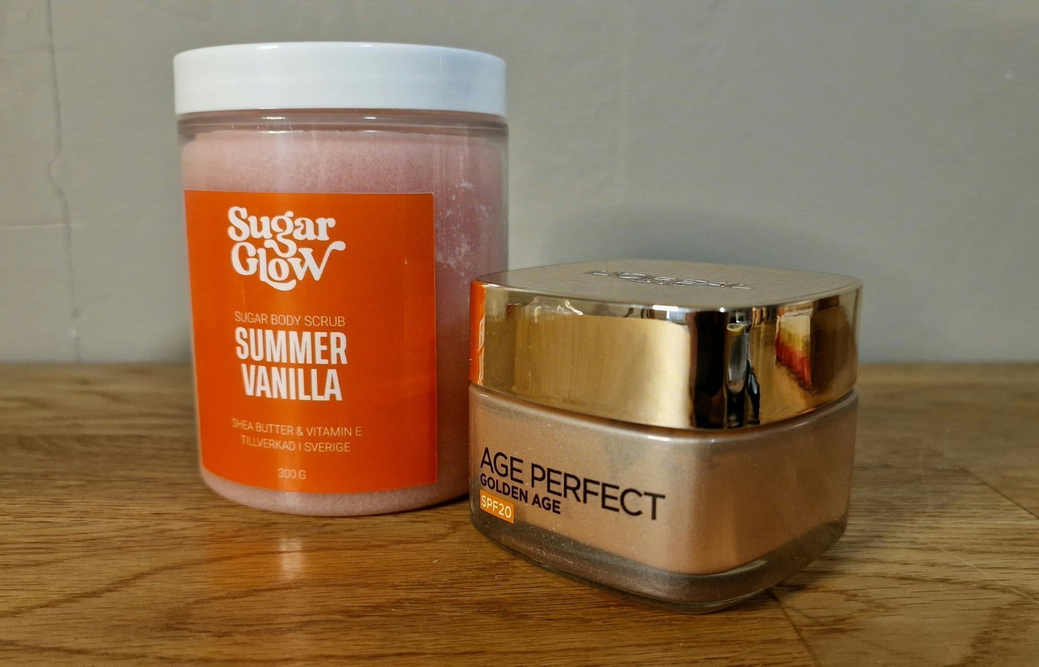 L'Oréal Paris Dagkräm och Sugar Glow Body Scrub.. | Köp på Tradera ...
