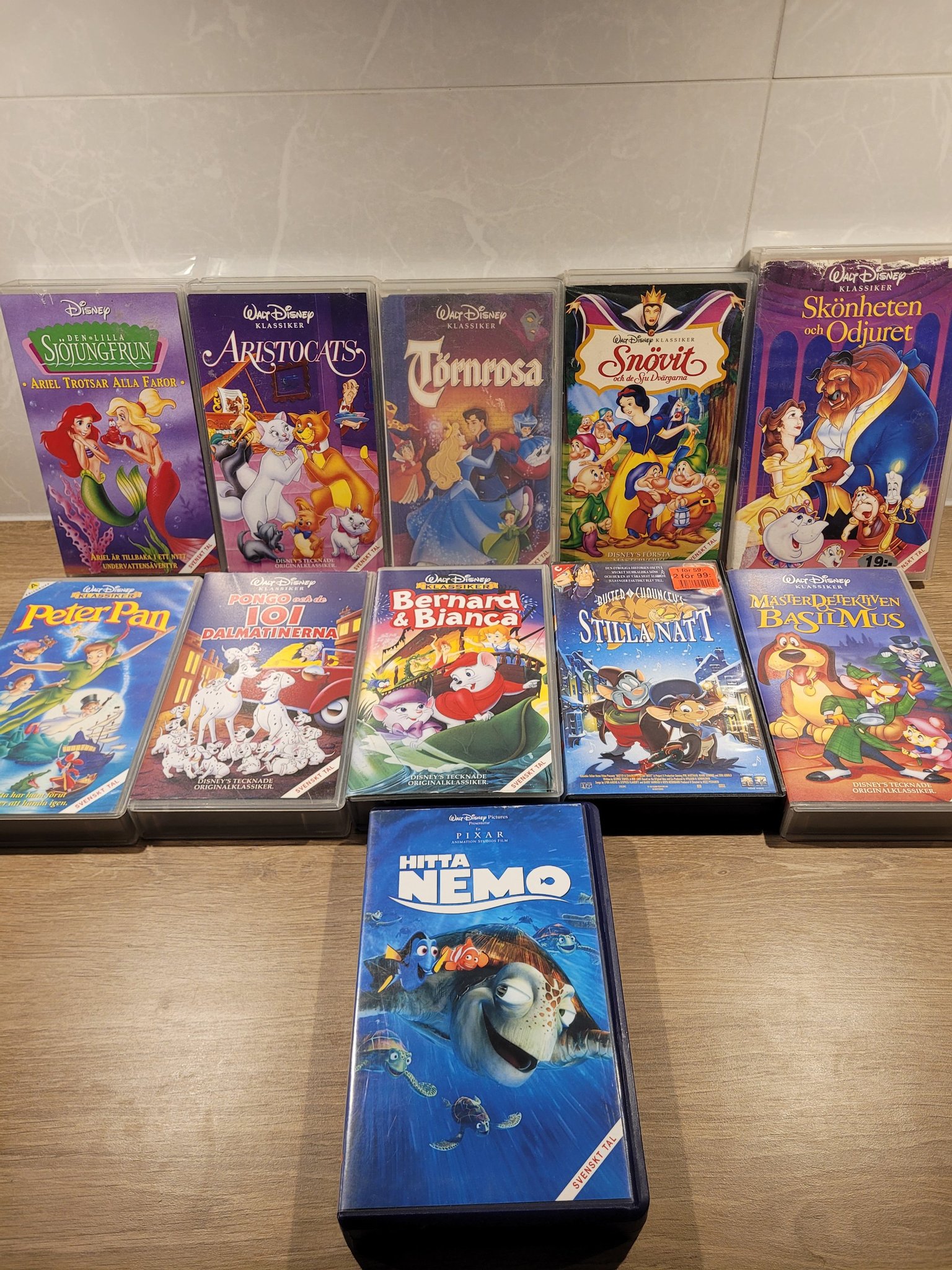 Disney VHS Klassiker - Samling | Köp på Tradera (709645388)