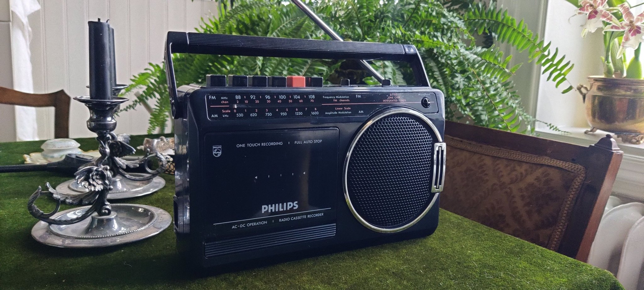 Vintage Philips D7180 Radio Kassettbandspelare | Köp på Tradera (709740383)