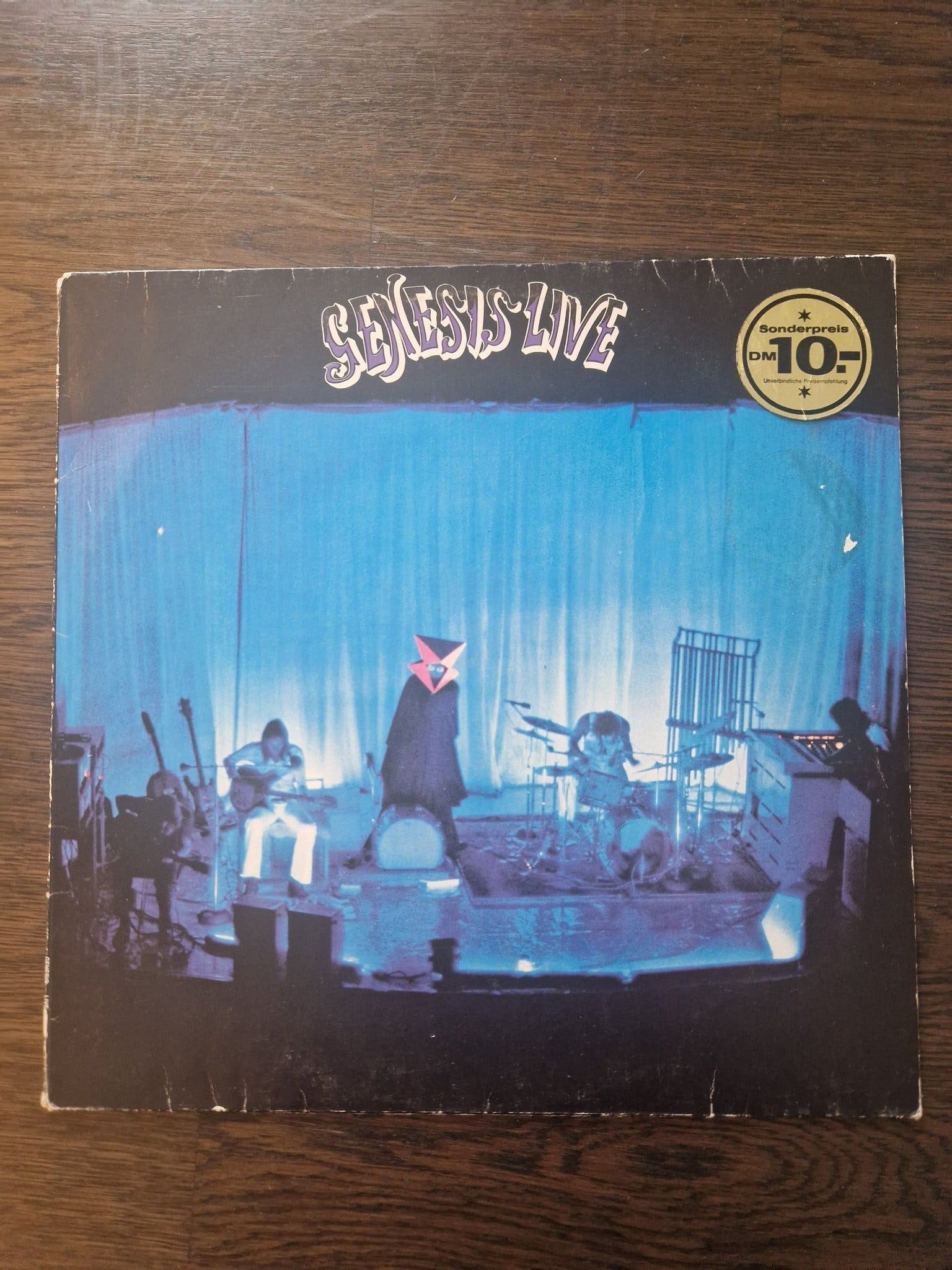 Genesis - Live | Köp på Tradera (648751418)