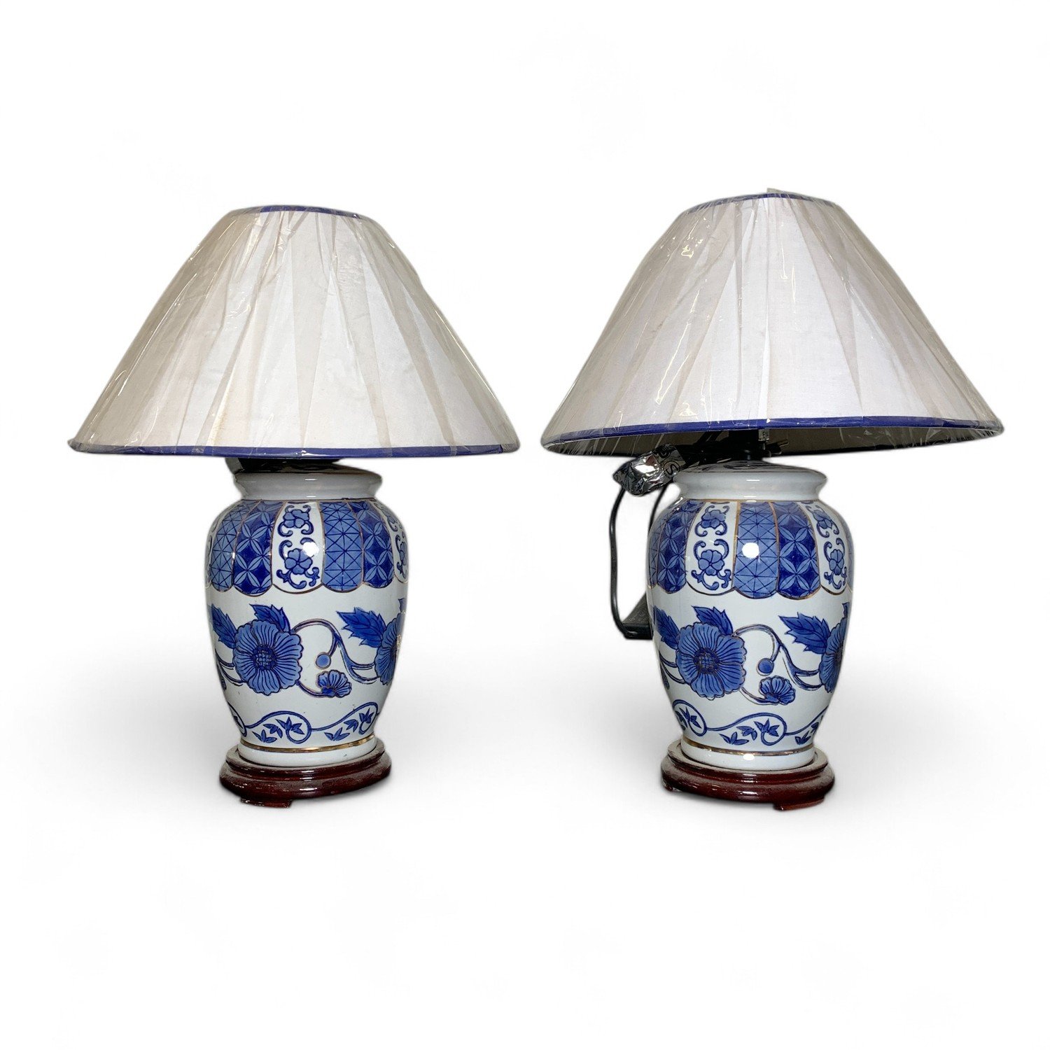 Se produkter som liknar Paret Lampor Porslin Yue Hua .. på Tradera ...