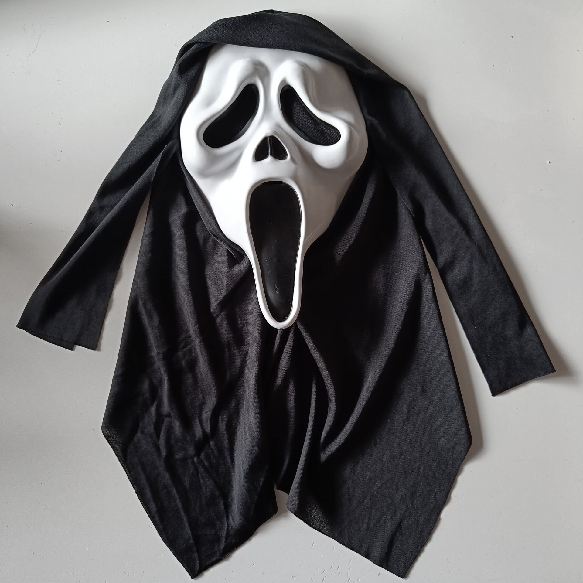 Scream / Ghostface Mask Easter Unlimited | Köp på Tradera (698329899)