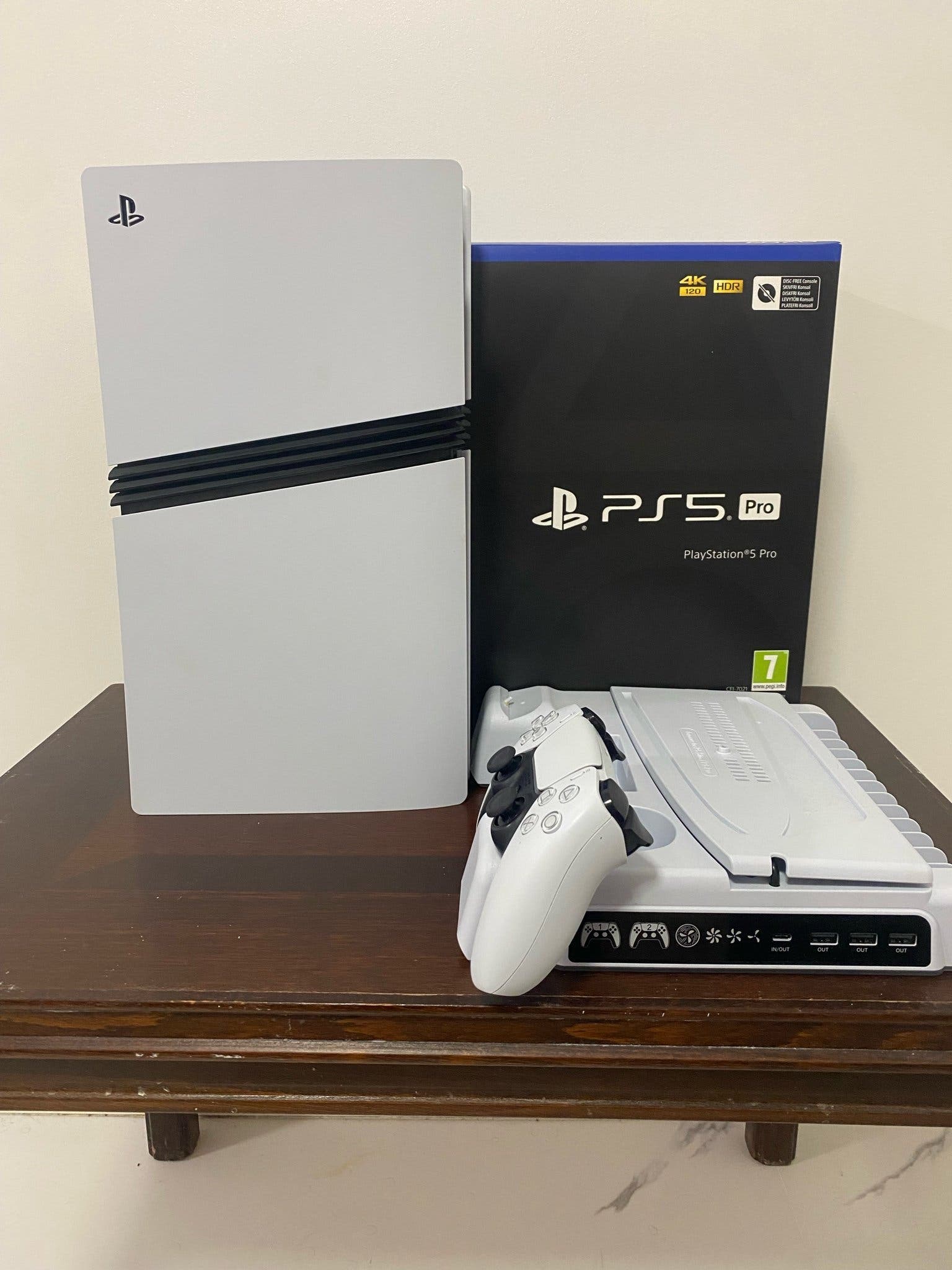 Se produkter som liknar PlayStation 5 Pro på Tradera (686684120)