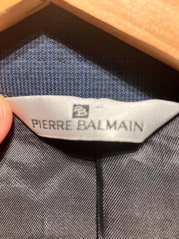 Se produkter som liknar Pierre Balmain Designer Blazer på Tradera ...