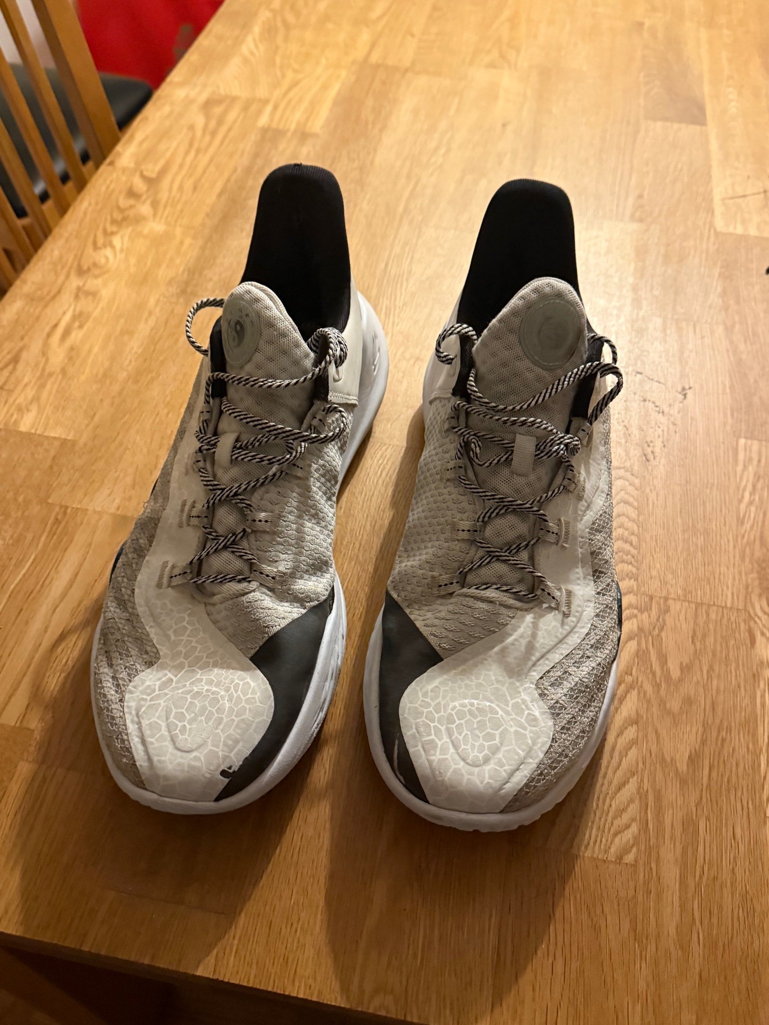 Under Armour Curry Flow Go Skor - Vit/Svart 49,5 | Köp på Tradera ...