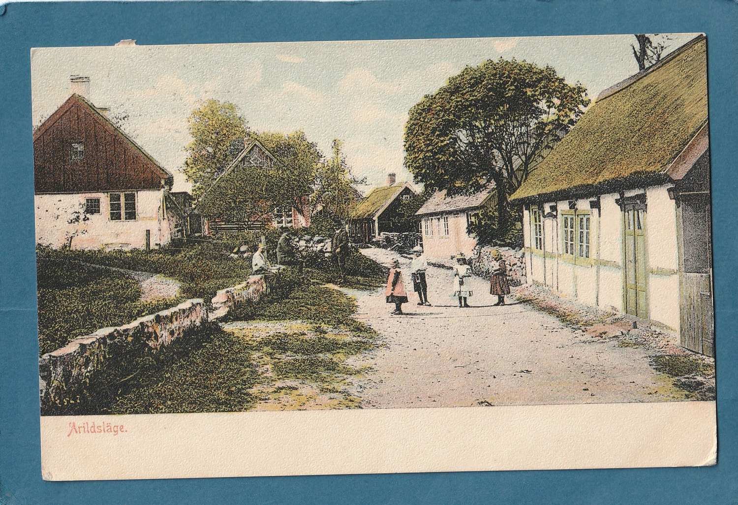 Se produkter som liknar Arild 1910. Gatuparti med barn på Tradera ...