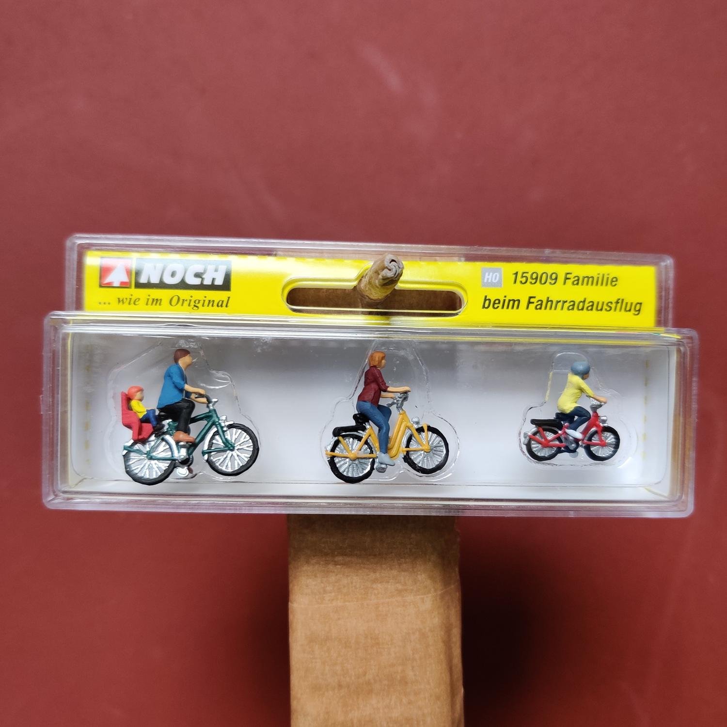 NOCH 15909 Skala H0, Figurer Familj .. | Köp från YAKOL på Tradera ...