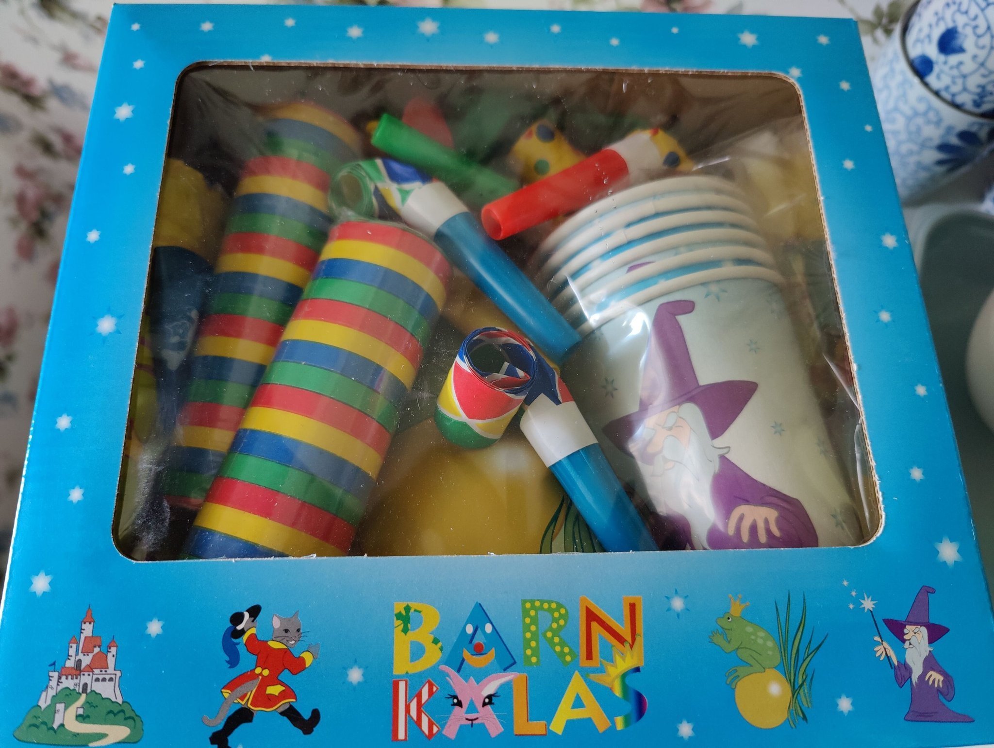 Barnkalasbox - Komplett Kalas Kit | Köp på Tradera (733133423)