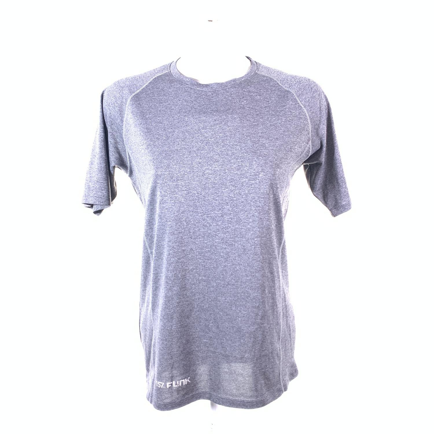 Se produkter som liknar Lager 157 Tränings Topp stl S.. på Tradera ...