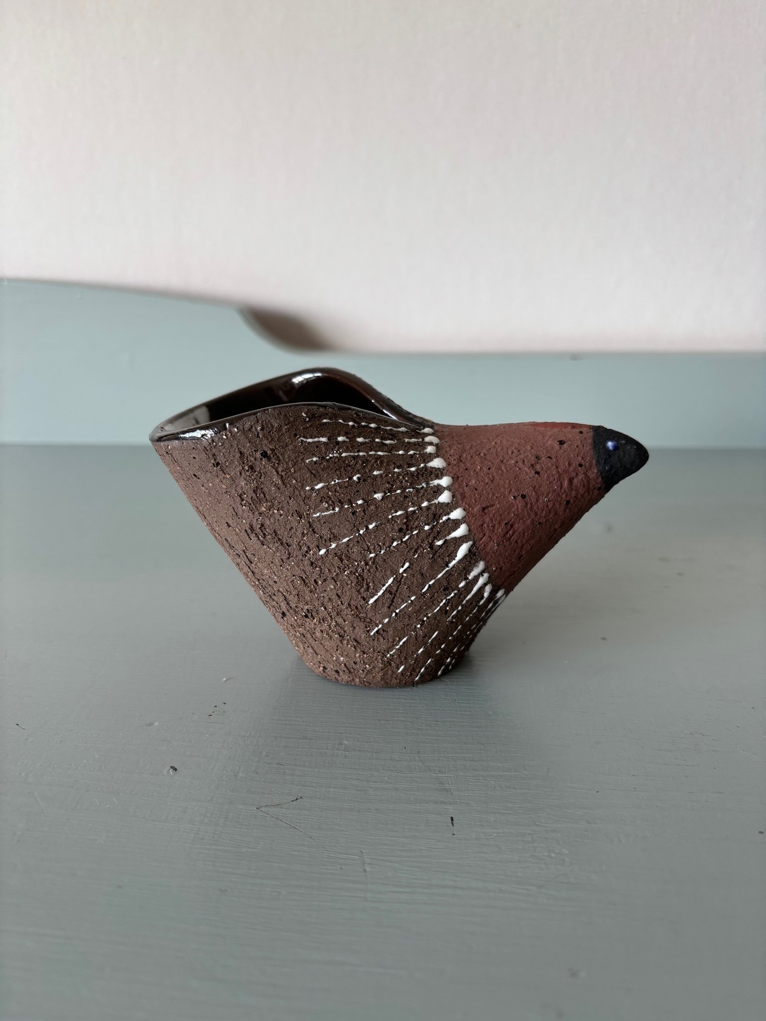 Se produkter som liknar Nittsjö Keramik Fågel THO / r.. på Tradera ...