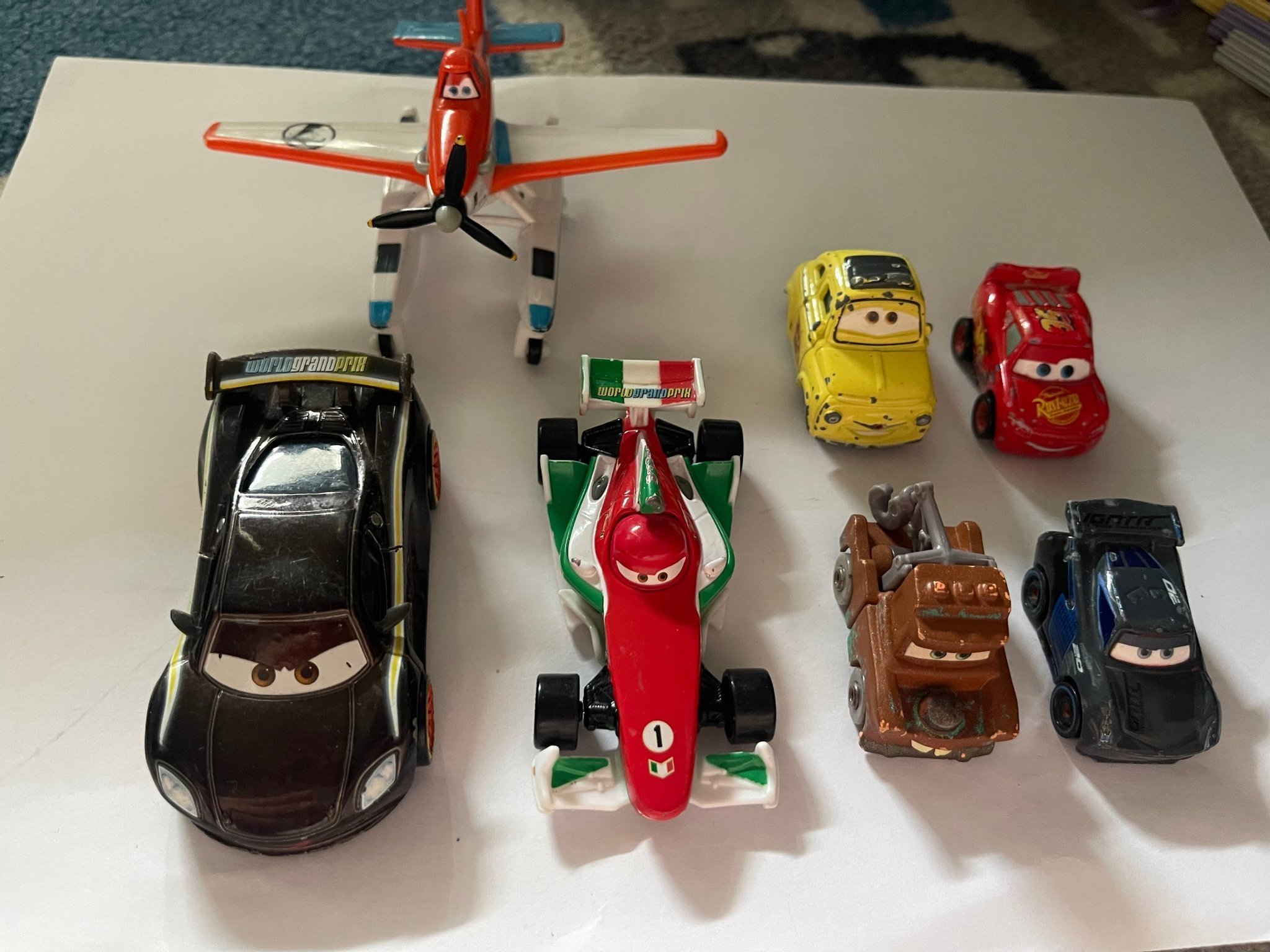 Disney Pixar Leksaksbilar metall | Köp på Tradera (696904333)