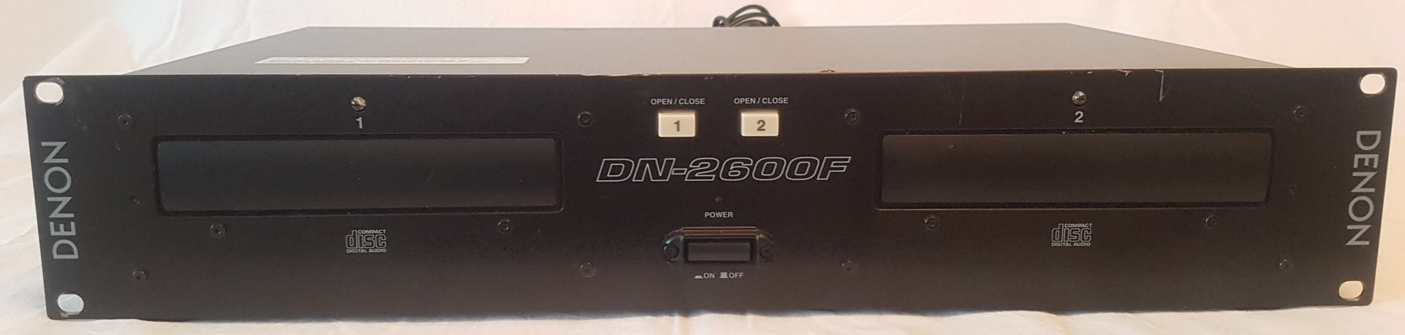 DENON DN-2600F Double Compact Disc Player | Köp på Tradera (596084474)