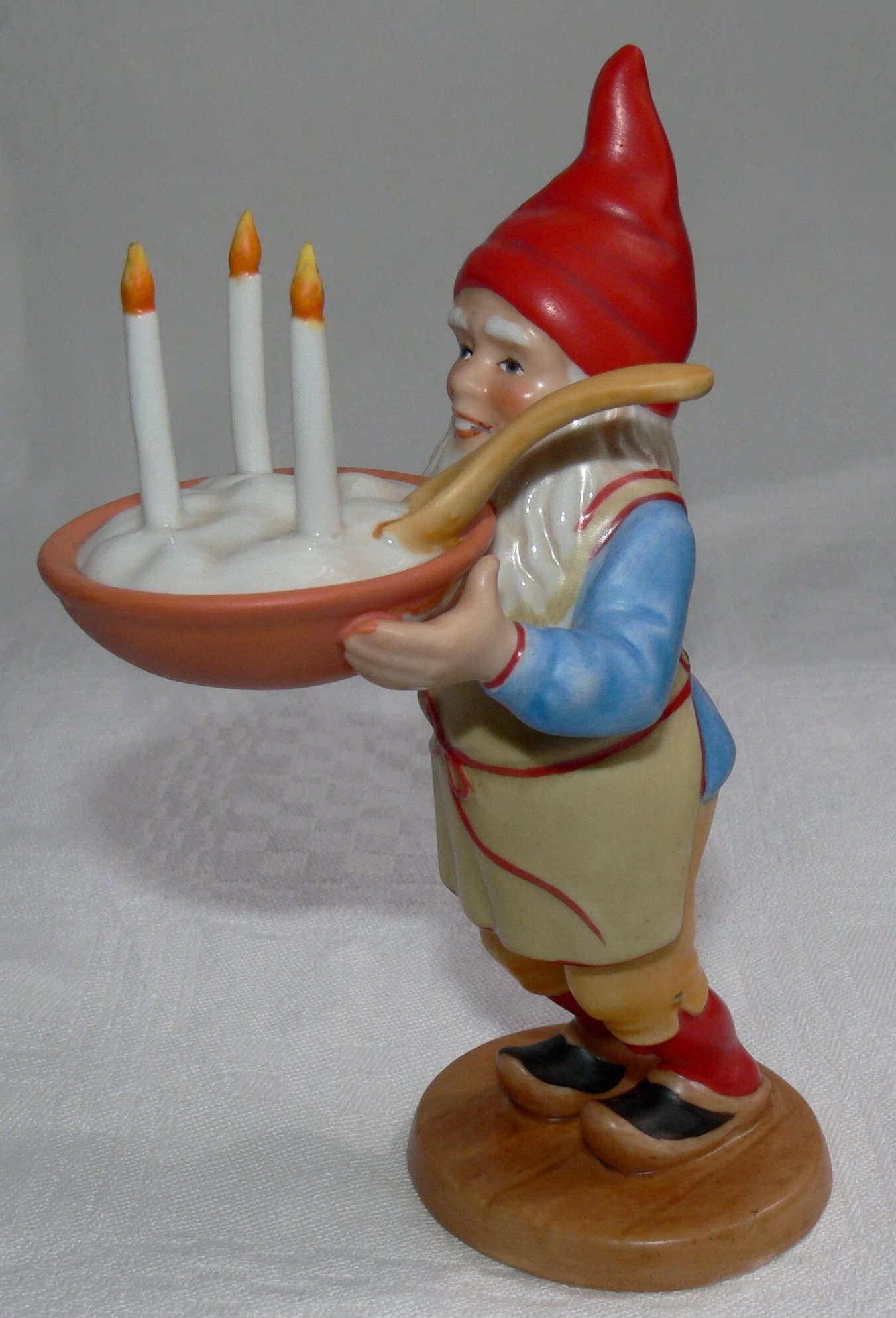 Fyrklövern Lars Carlsson, söt tomte med gröt oc.. | Köp på Tradera ...