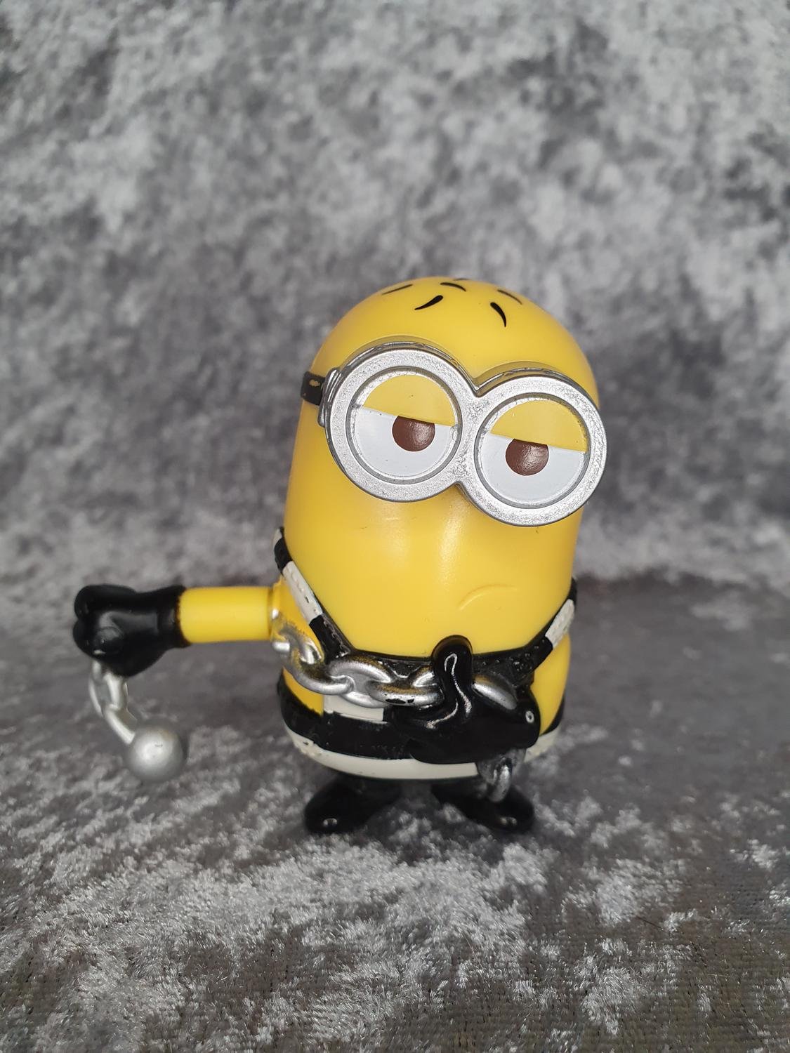 Ball & Chain Prisoner Minion, Despicable Me 3, .. | Köp på Tradera ...