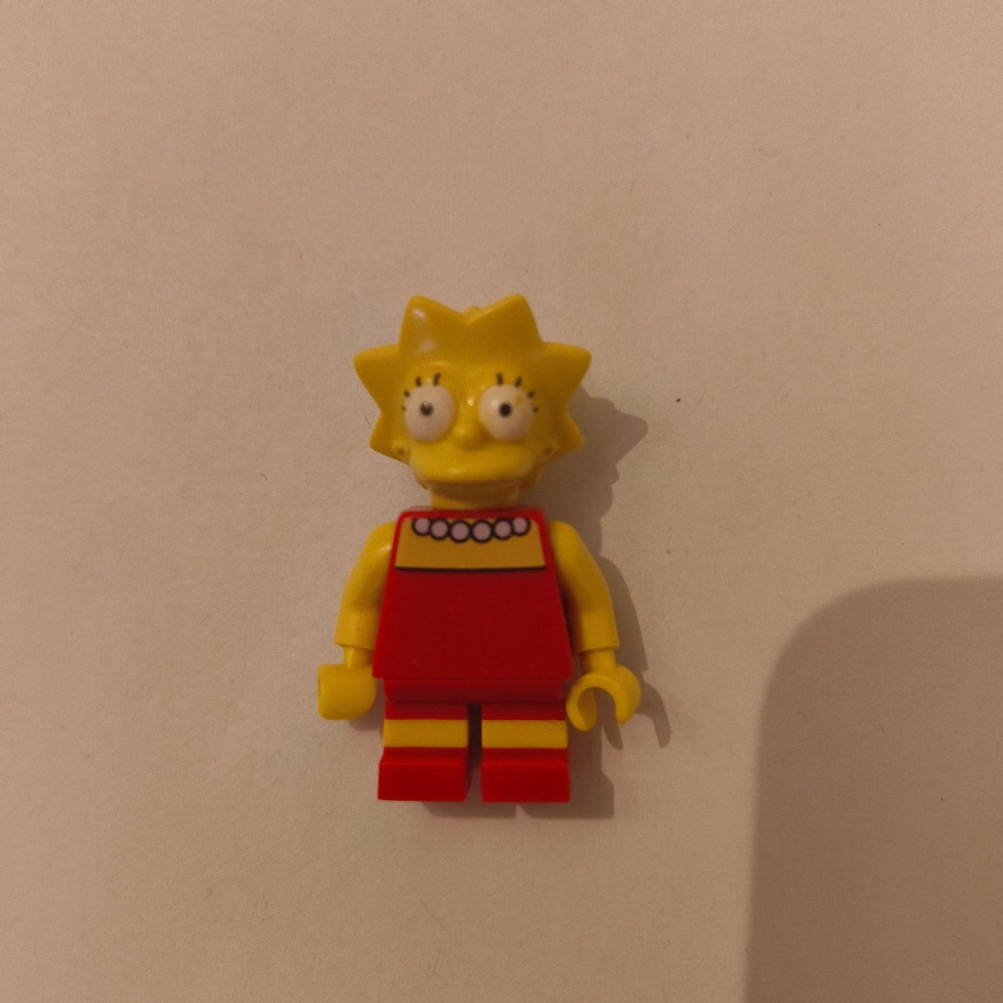 LEGO Simpsons - Lisa Simpson Minifigur | Köp på Tradera (712115063)