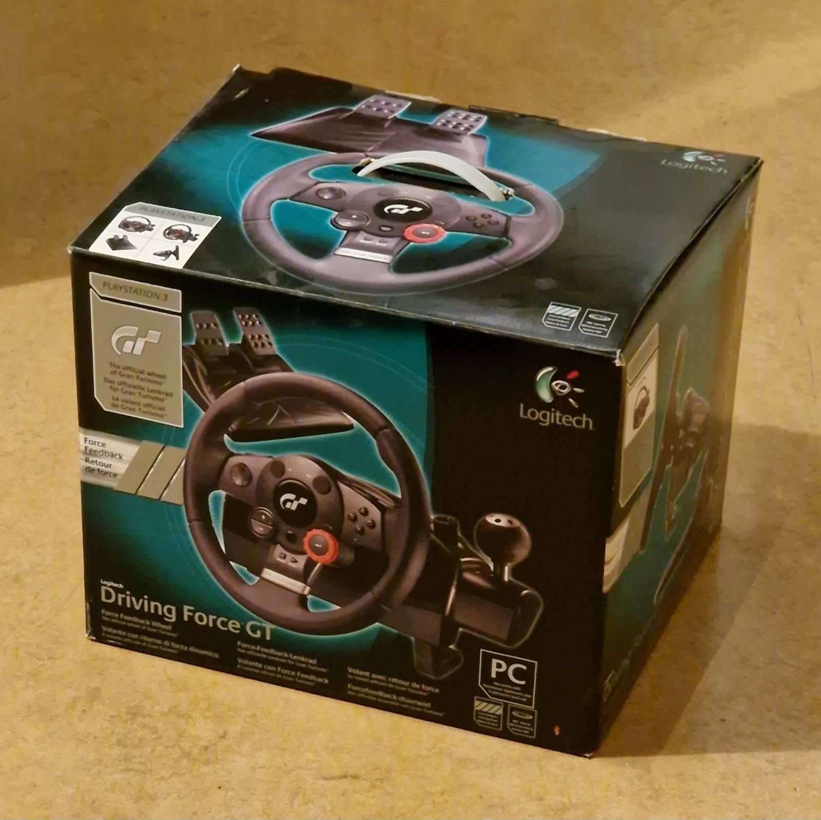 Se produkter som liknar Logitech Driving Force GT Ratt på Tradera ...