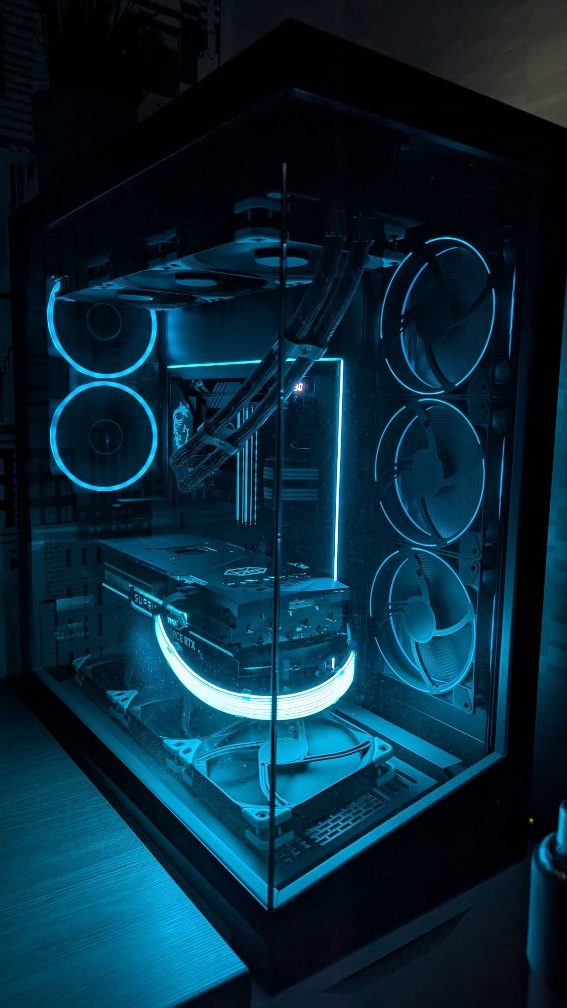 Se produkter som liknar Speldator med GTX 4080 Super .. på Tradera ...