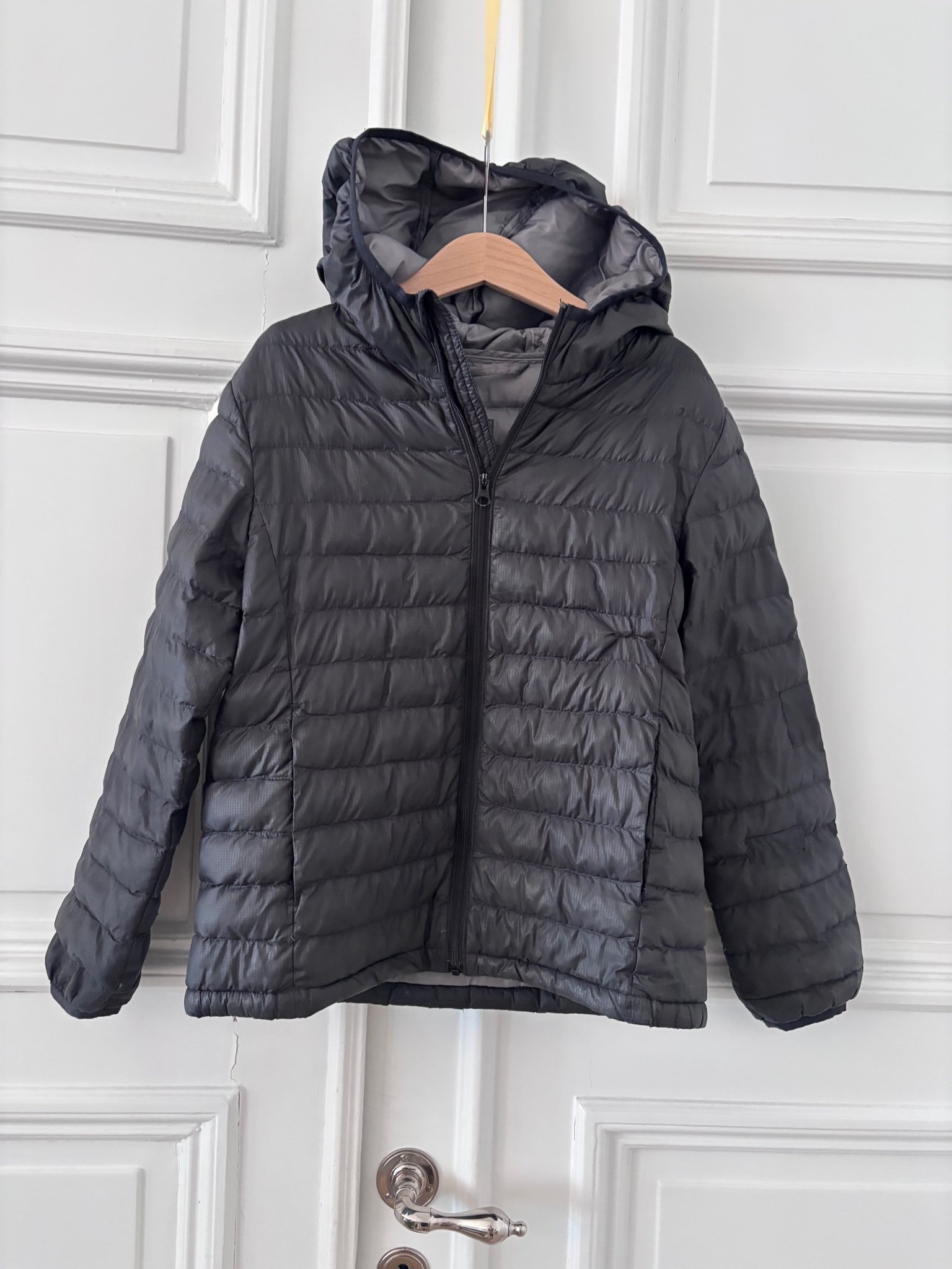 Uniqlo Ultra Light jacka barn 7–8 år – perfekt .. | Köp på Tradera ...