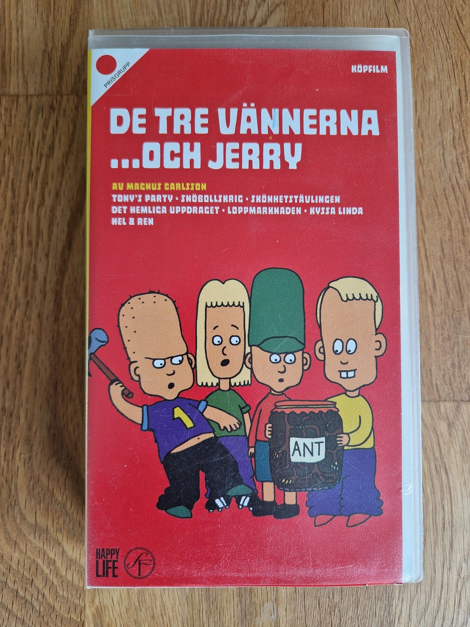 Se produkter som liknar De tre vännerna... och Jerry .. på Tradera ...