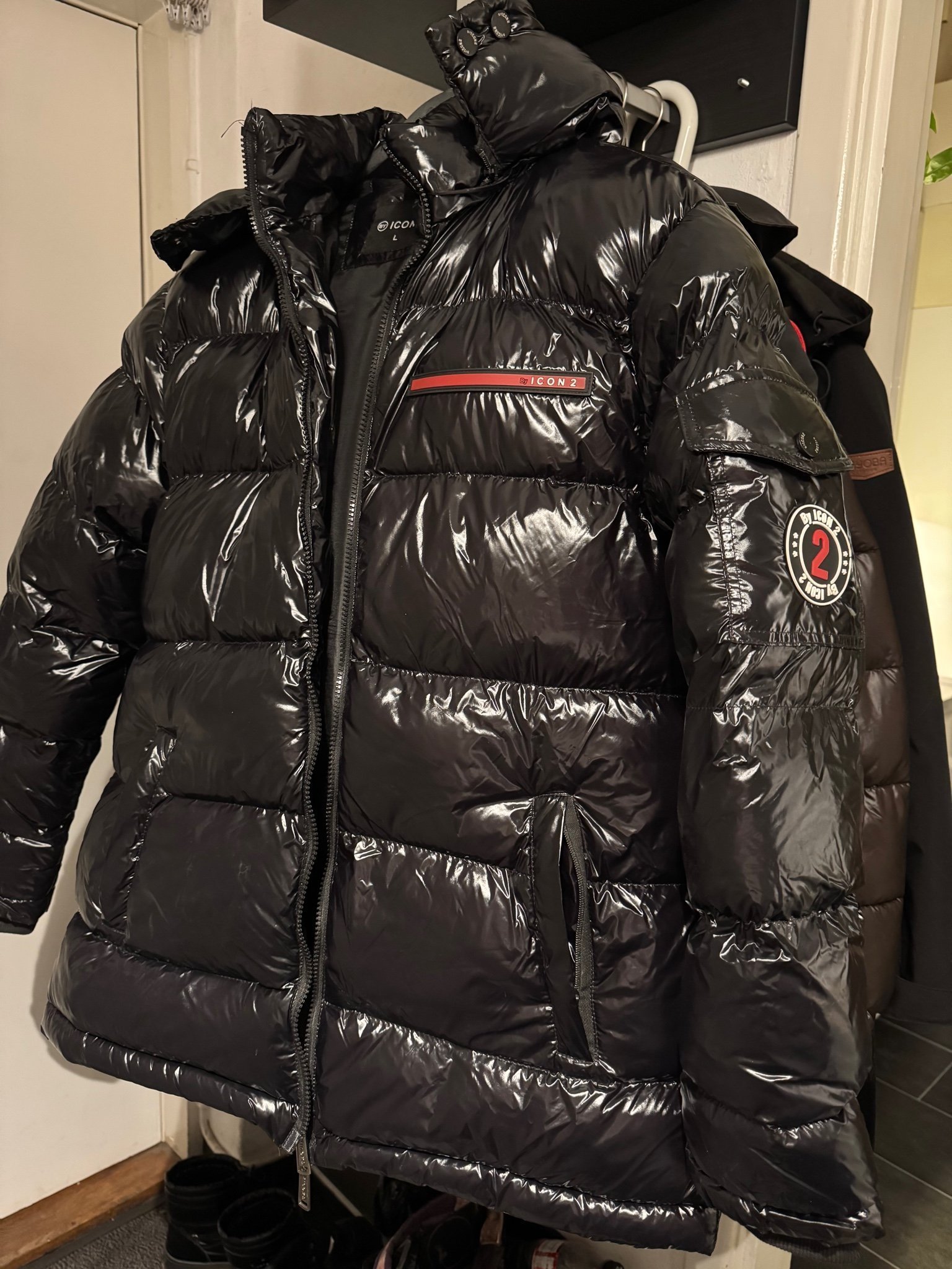 Icon 2 svart jacka, storlek L | Köp på Tradera (708924955)