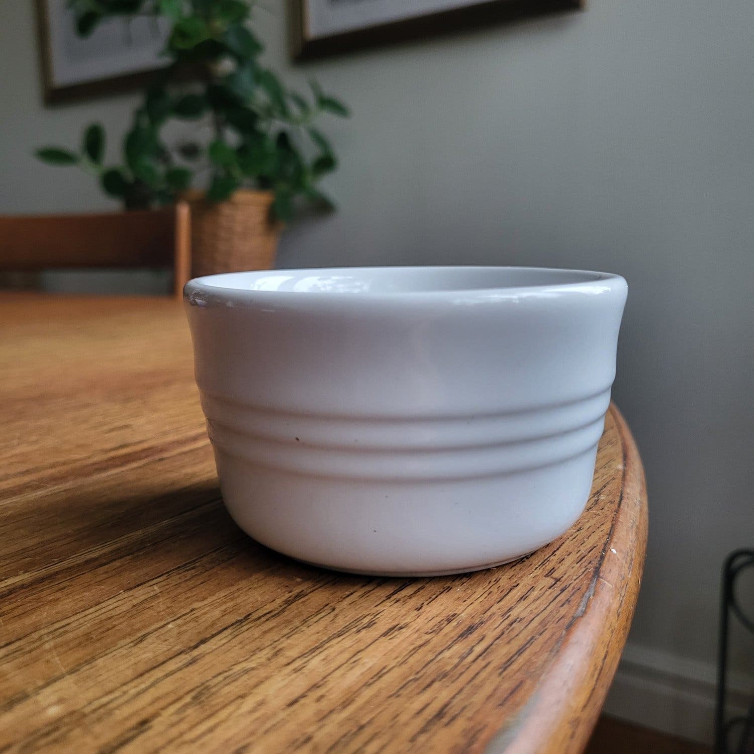 Le Creuset Liten Vit Skå.. | Köp från KvarteretSommarro på Tradera ...