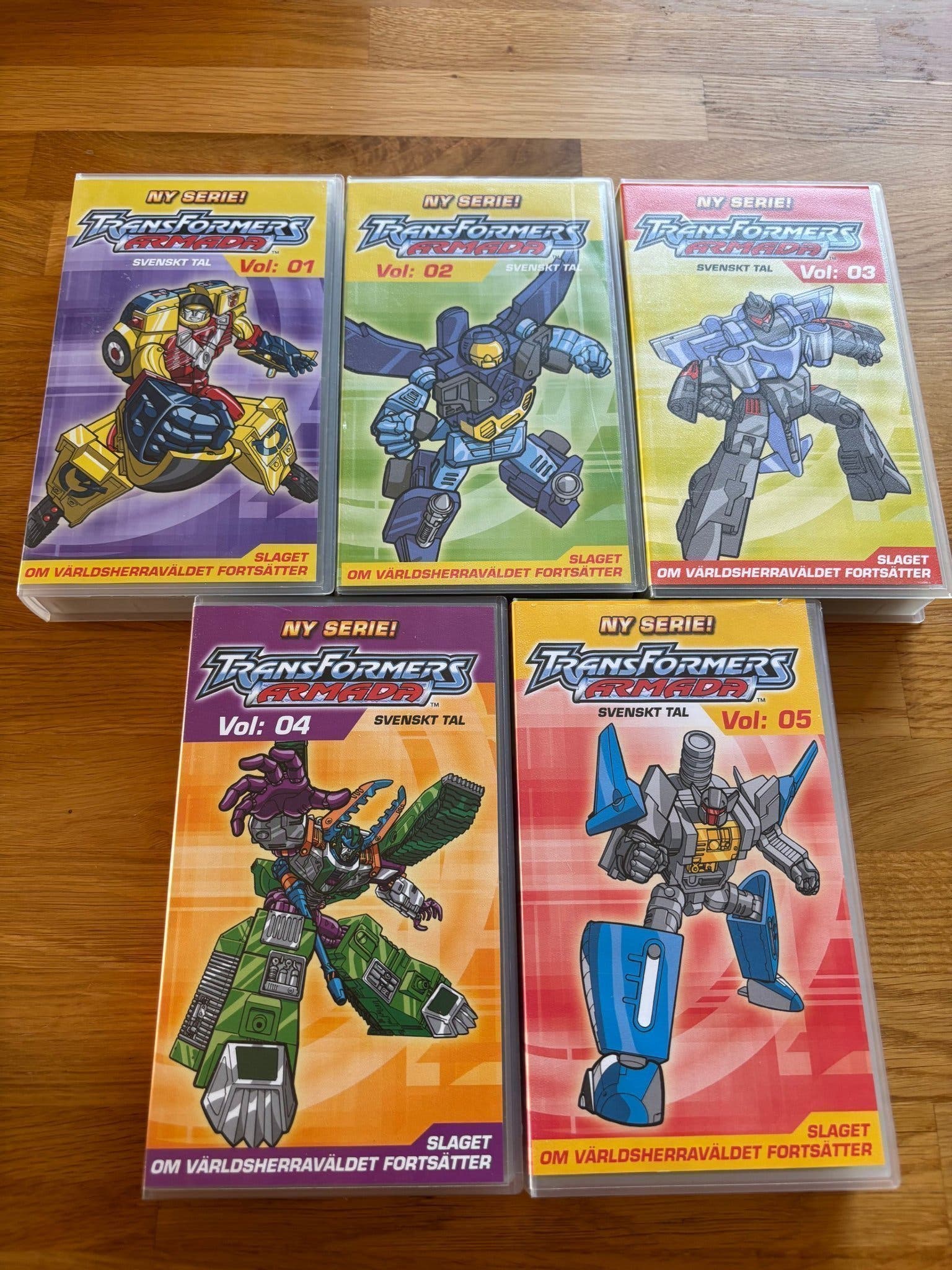 Transformers Armada VHS Vol. 1-5 | Köp på Tradera (710761834)