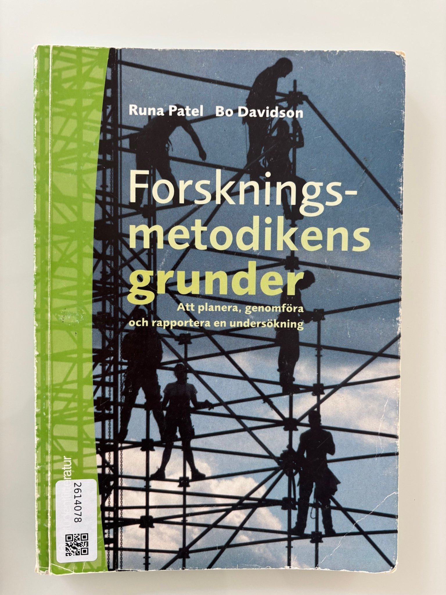 Se produkter som liknar Forskningsmetodikens grunder .. på Tradera ...