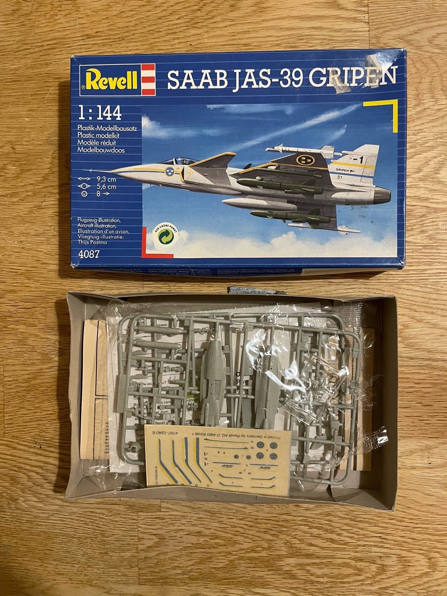 Revell Saab JAS-39 Gripen 1:144 Modellbyggsats | Köp på Tradera (651315348)