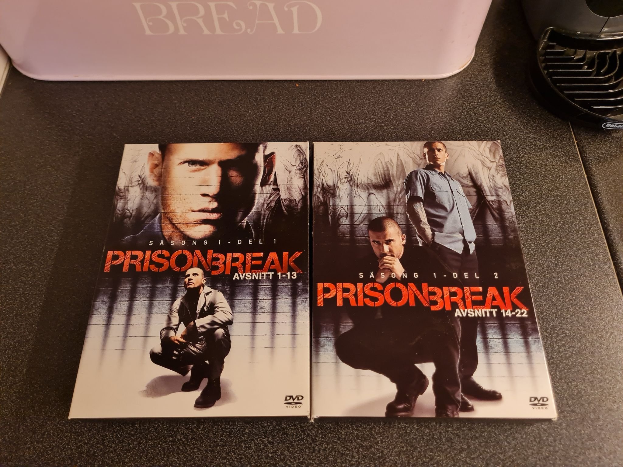 PRISON BREAK /HELA SÄSONG 1 /2ST DVD BOX | Köp på Tradera (702006010)
