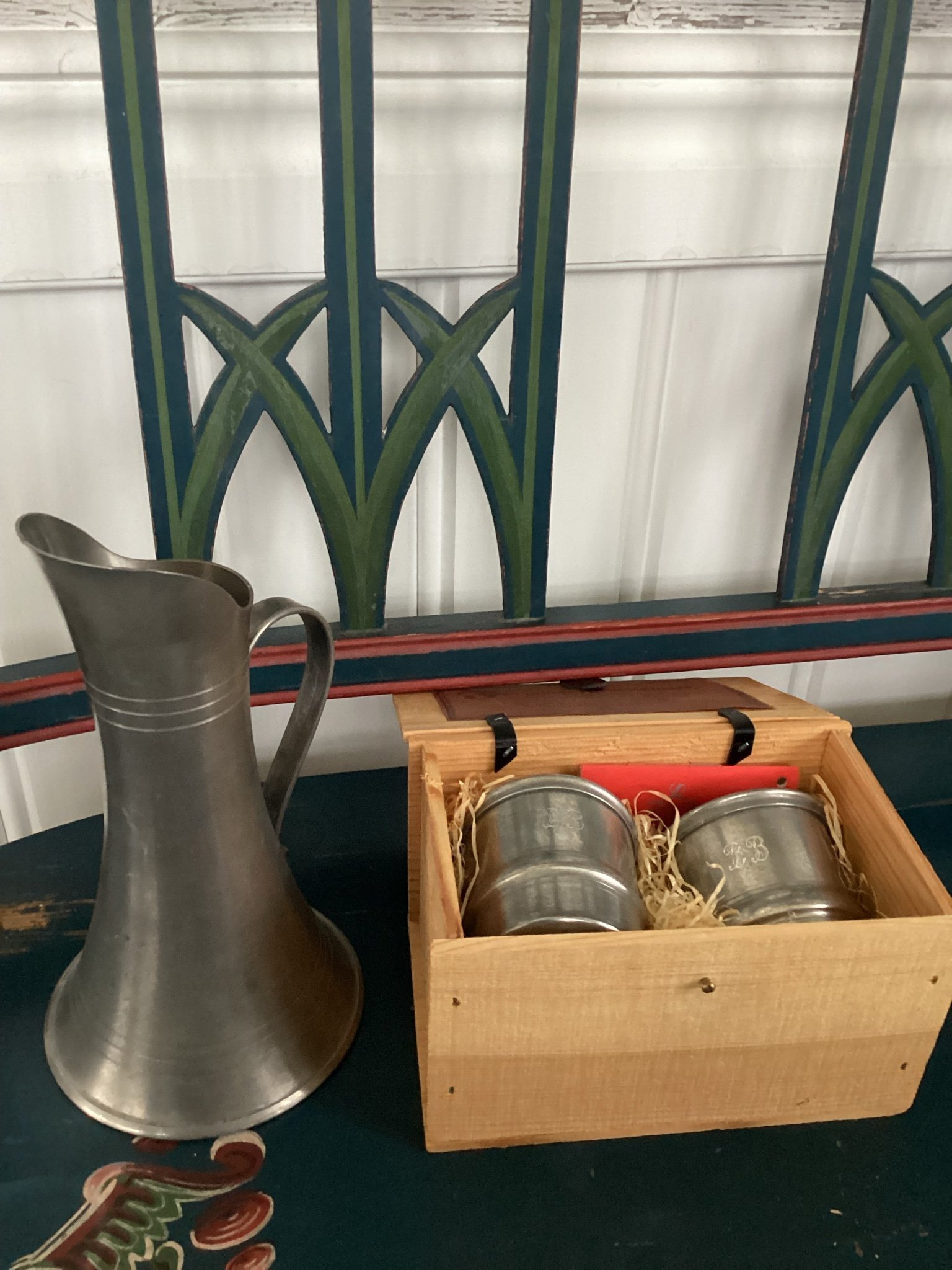 Scandia tenn bringare och 2 whiskeymuggar, orig.. | Köp på Tradera ...