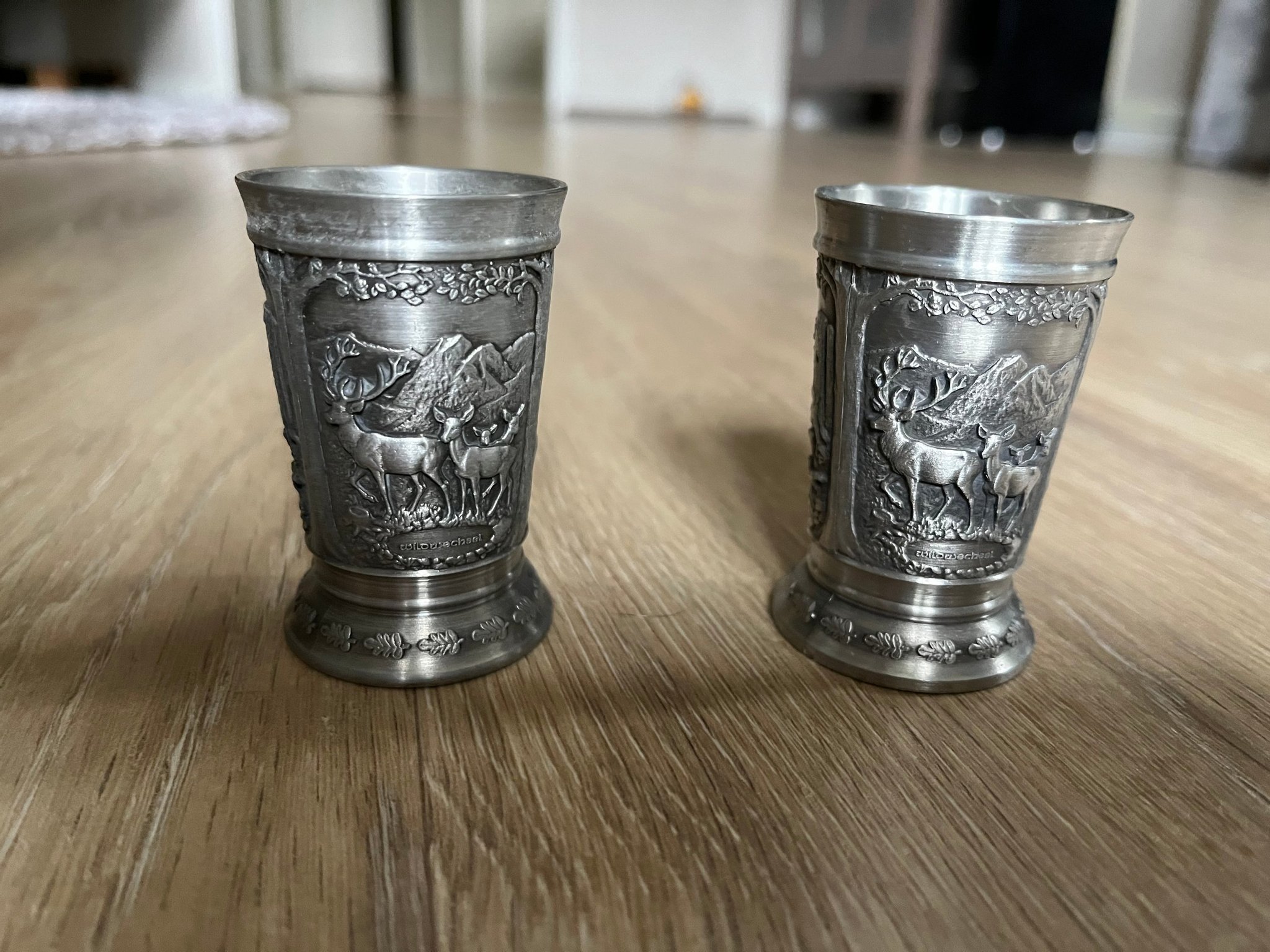 Se produkter som liknar Snapsglas i tenn, tyska. på Tradera (695633723)