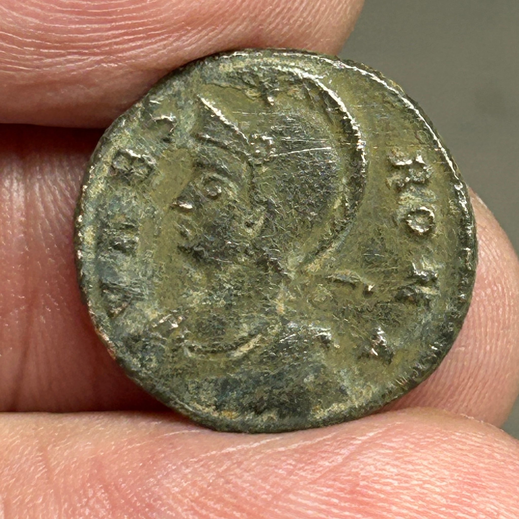 Se produkter som liknar ROMERSKA RIKET på Tradera (690639760)