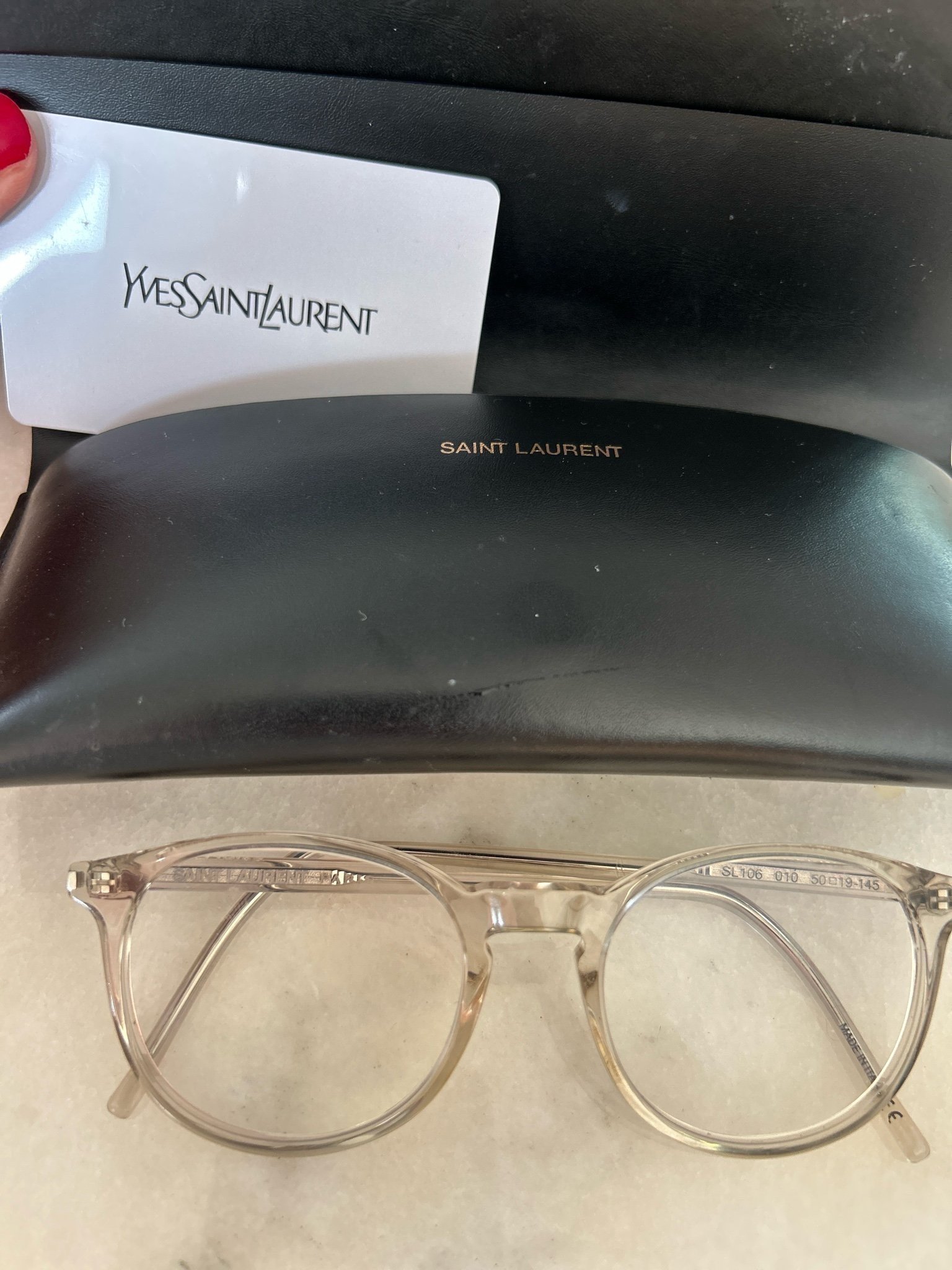 Yves Saint Laurent Glasögon med styrka | Köp på Tradera (698388027)