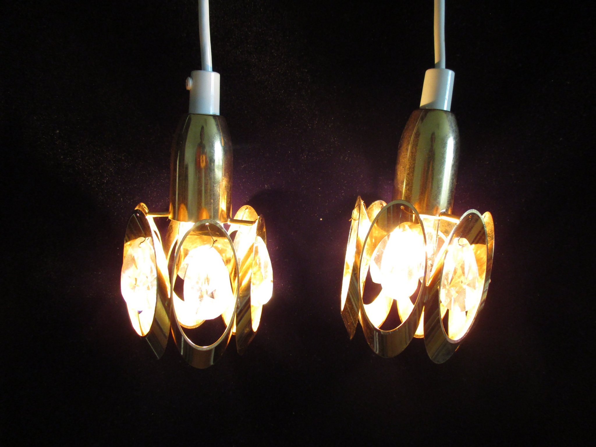 Ett par fönster lampor Taklampor i Mässing med .. | Köp på Tradera ...